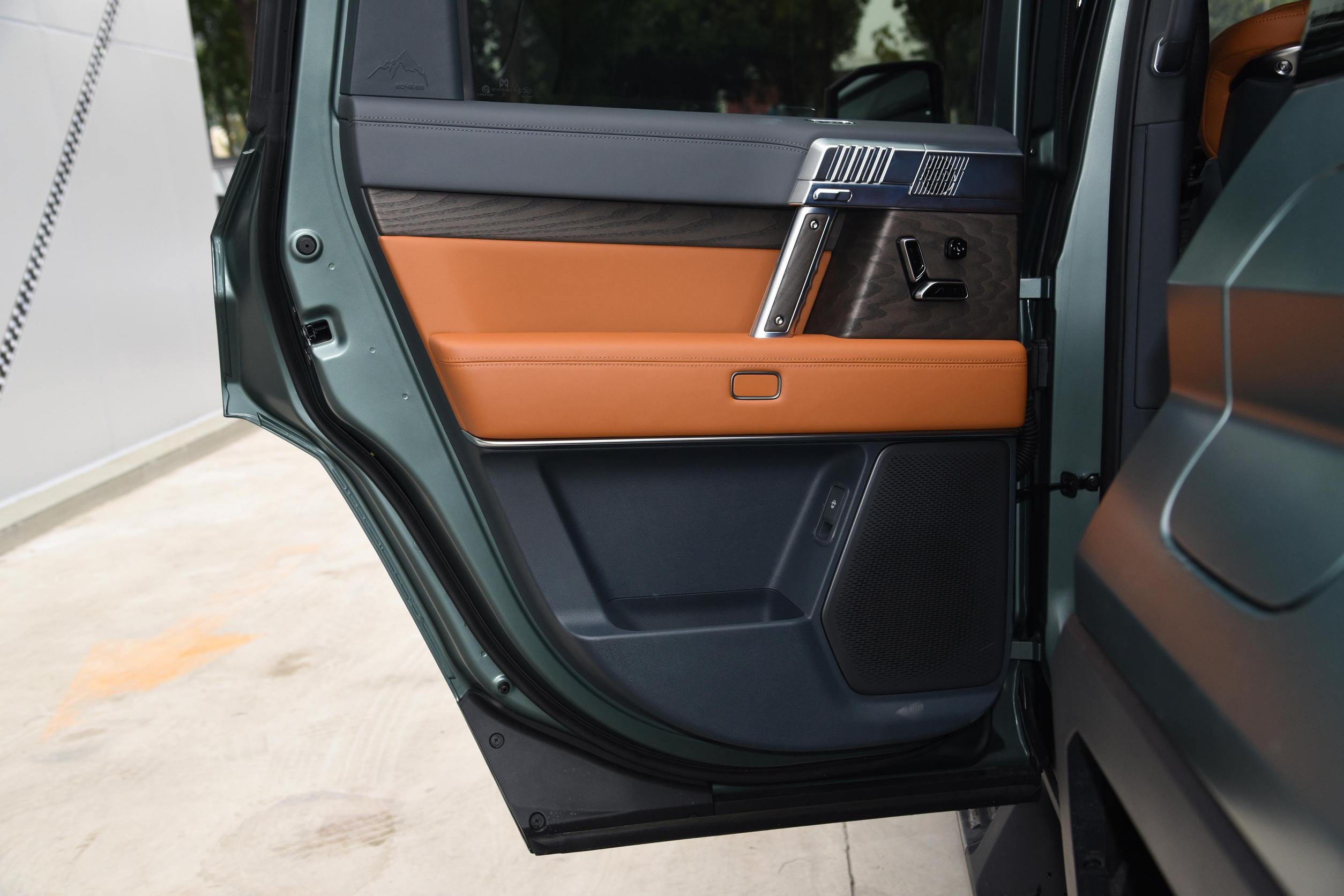 猛士917 2023款 增程版图片_猛士_4/78张图片_汽车空间图库_懂车帝