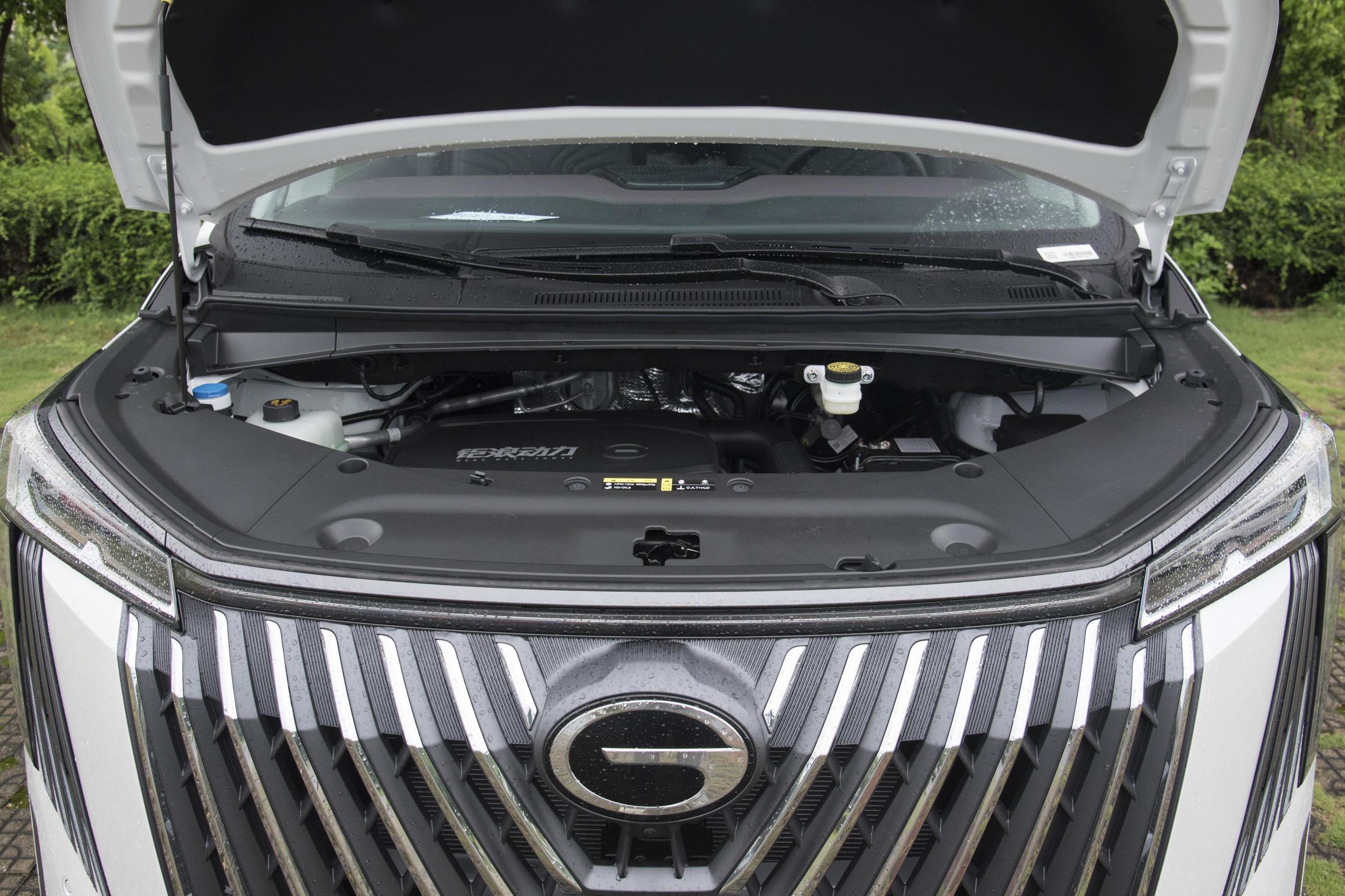 传祺M8 2024款 大师系列 2.0TGDI 至尊版图片_广汽传祺_9/122张图片_汽车外观图库_懂车帝