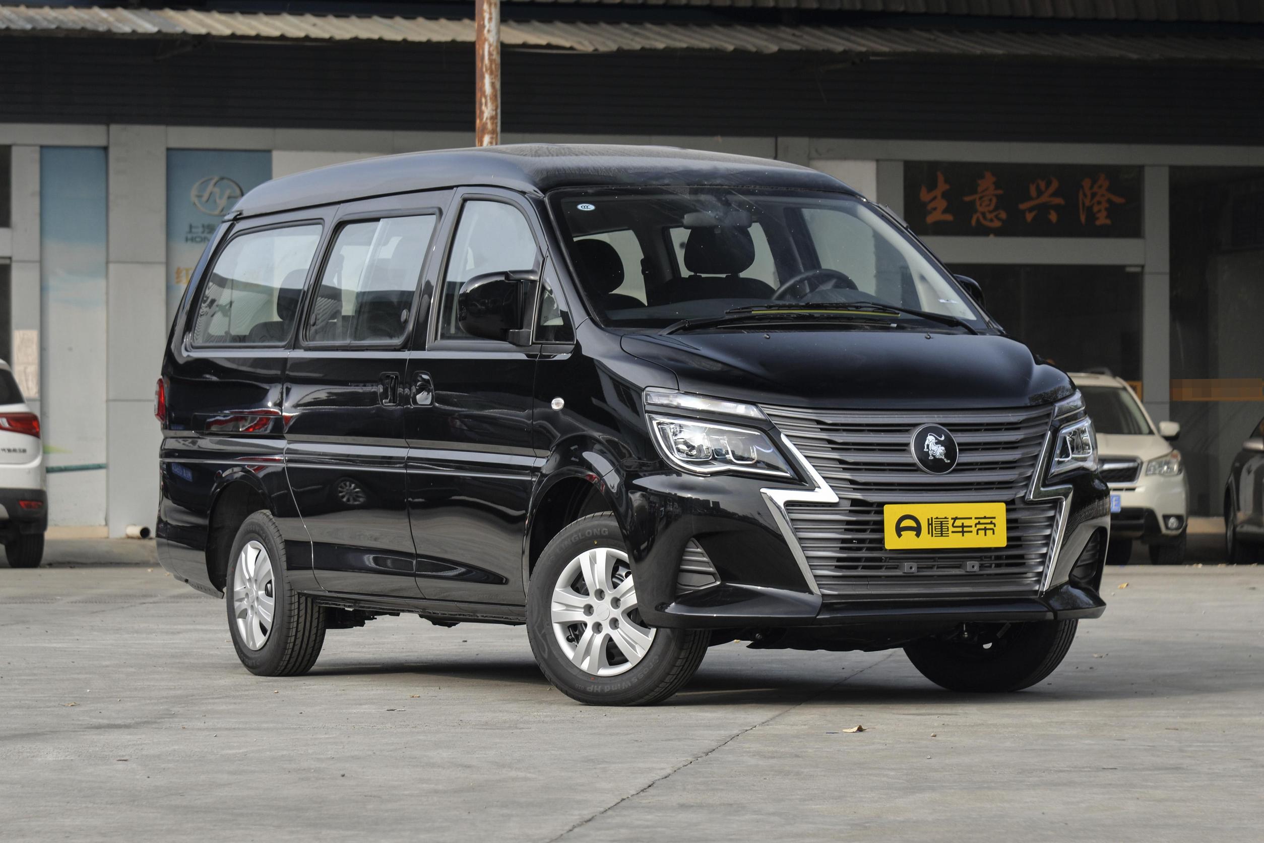 菱智 2024款 M5L 1.5T 舒适型7座图片_东风风行_8/56张图片_汽车外观图库_懂车帝