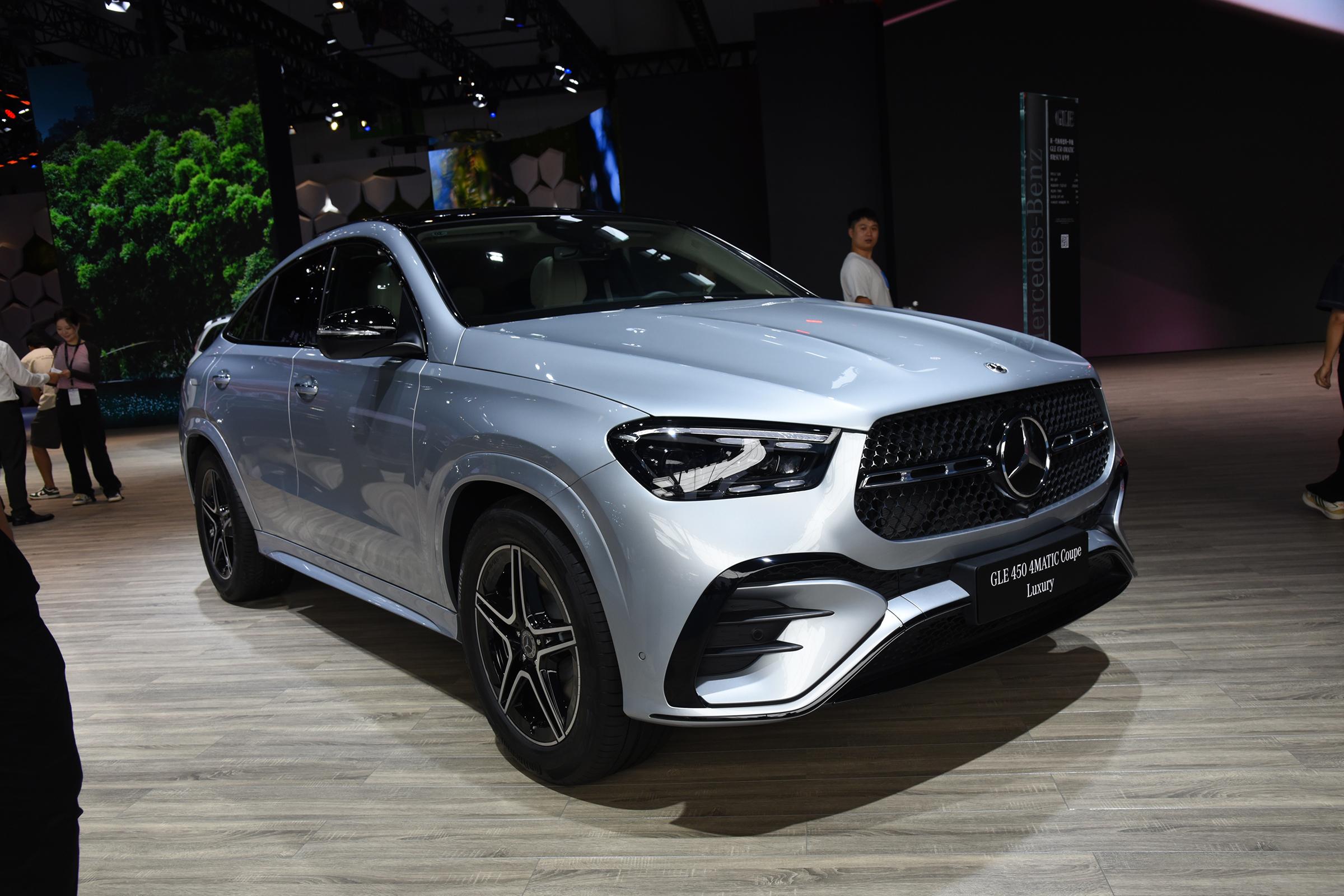 奔驰GLE轿跑 2024款 GLE 450 4MATIC 轿跑SUV 时尚型图片_奔驰_8/88张图片_汽车车展图库_懂车帝
