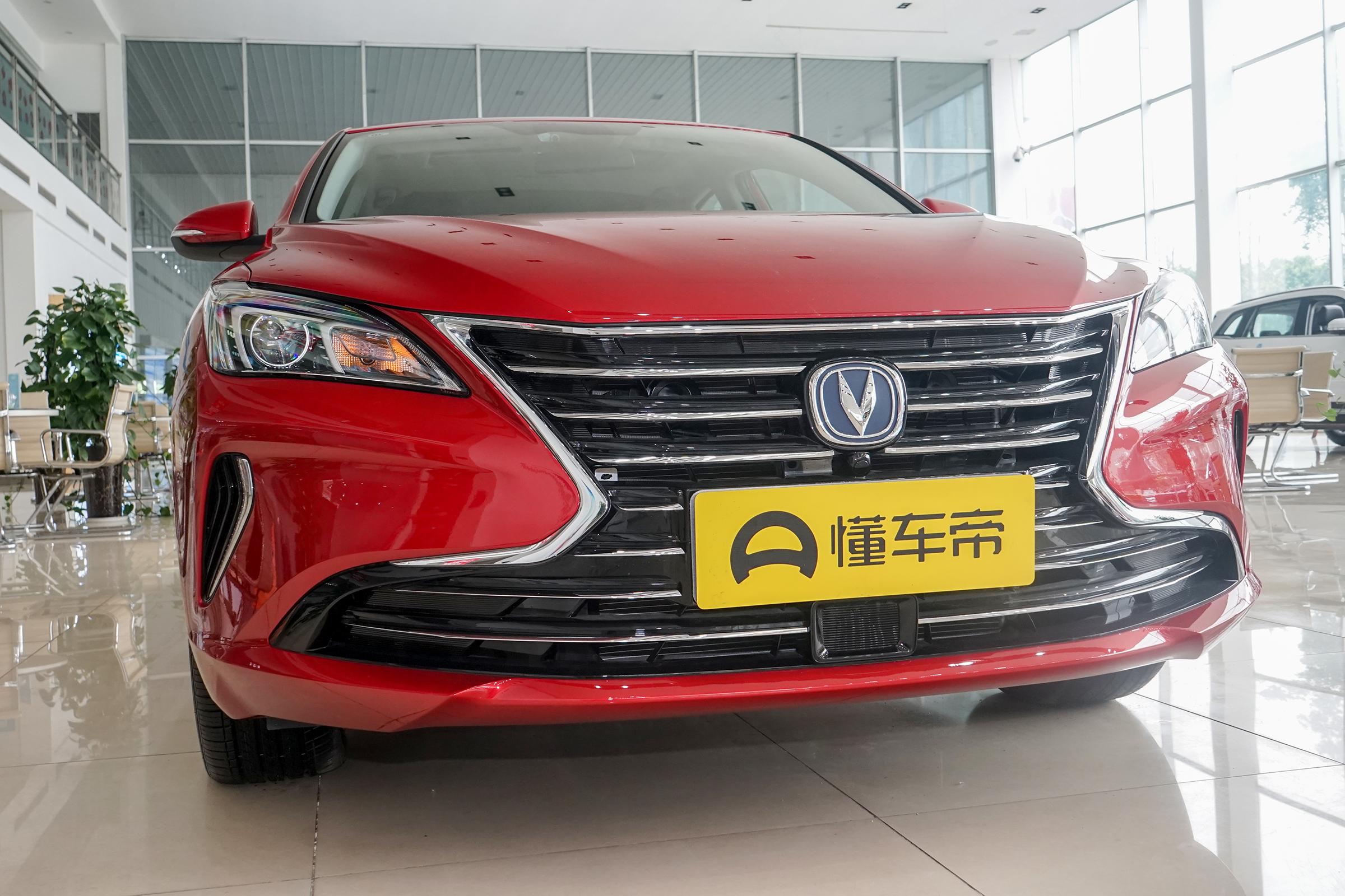 逸动XT 2018款 1.6L GDI 手动锐潮型 国V图片_长安_3/42张图片_汽车外观图库_懂车帝
