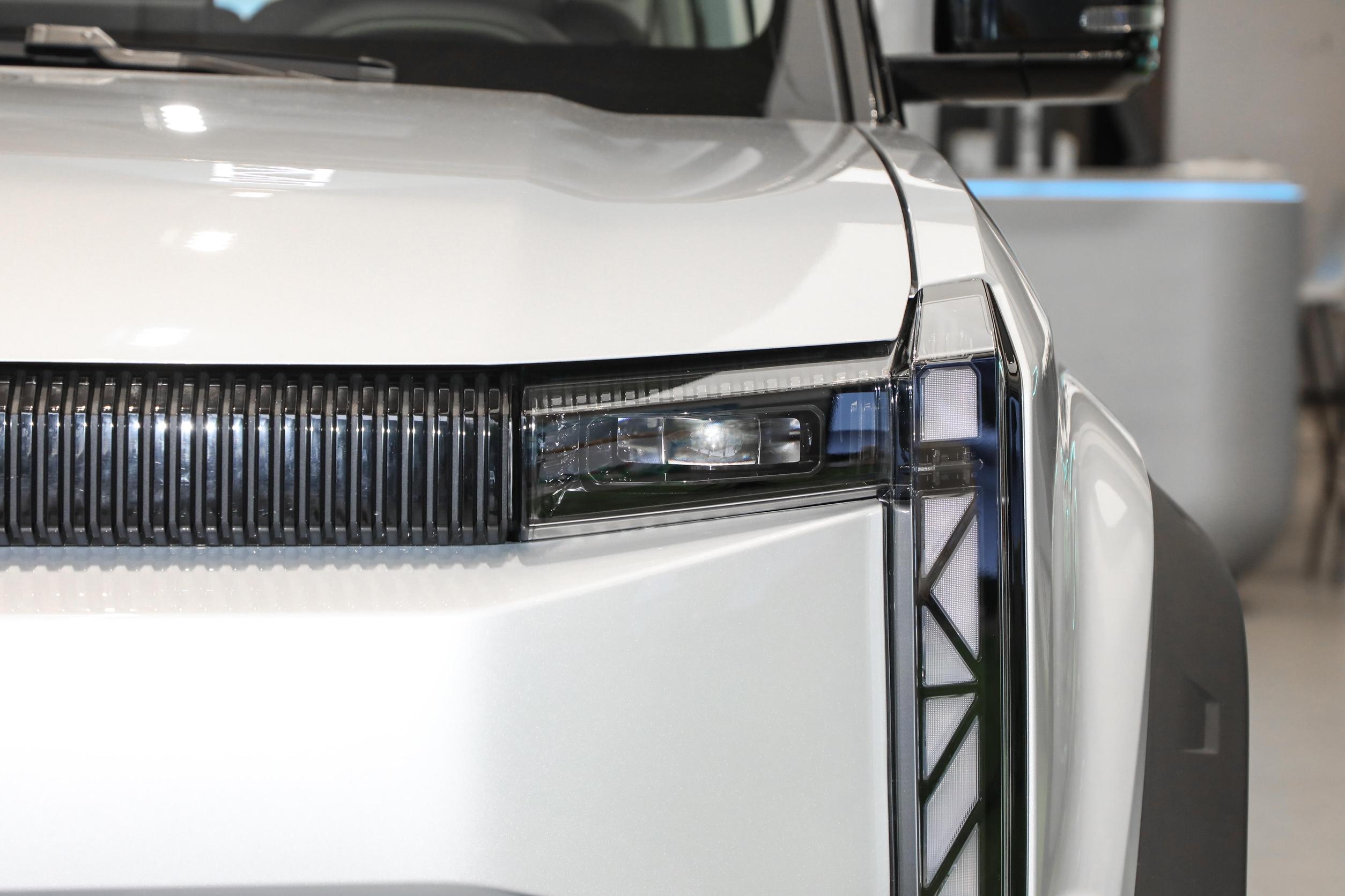 iCAR 03 2024款 两驱 长续航版图片_iCAR_13/263张图片_汽车外观图库_懂车帝