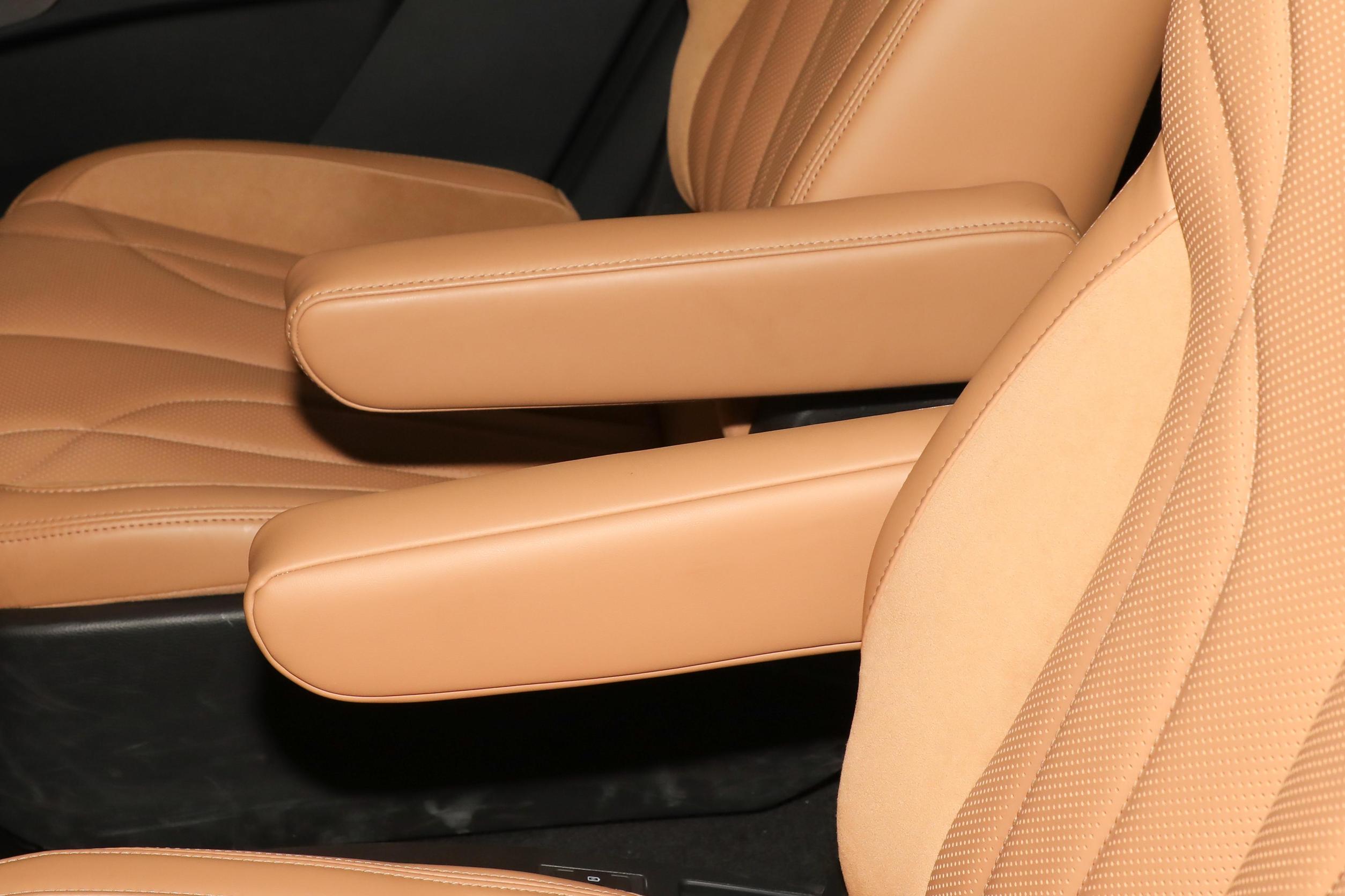 传祺ES9 PHEV 2024款 143km 旅行者 Pro图片_广汽传祺_7/68张图片_汽车空间图库_懂车帝