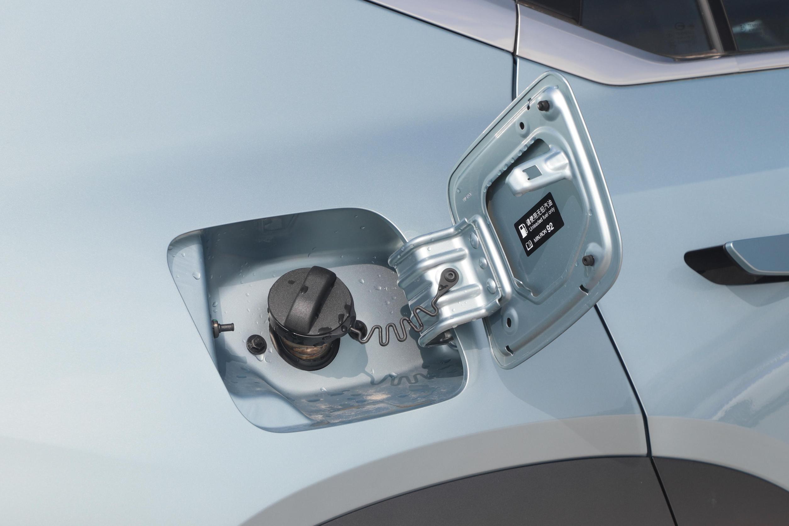 影酷 2022款 混动 2.0ATK 双子星Pro版图片_广汽传祺_3/50张图片_汽车外观图库_懂车帝