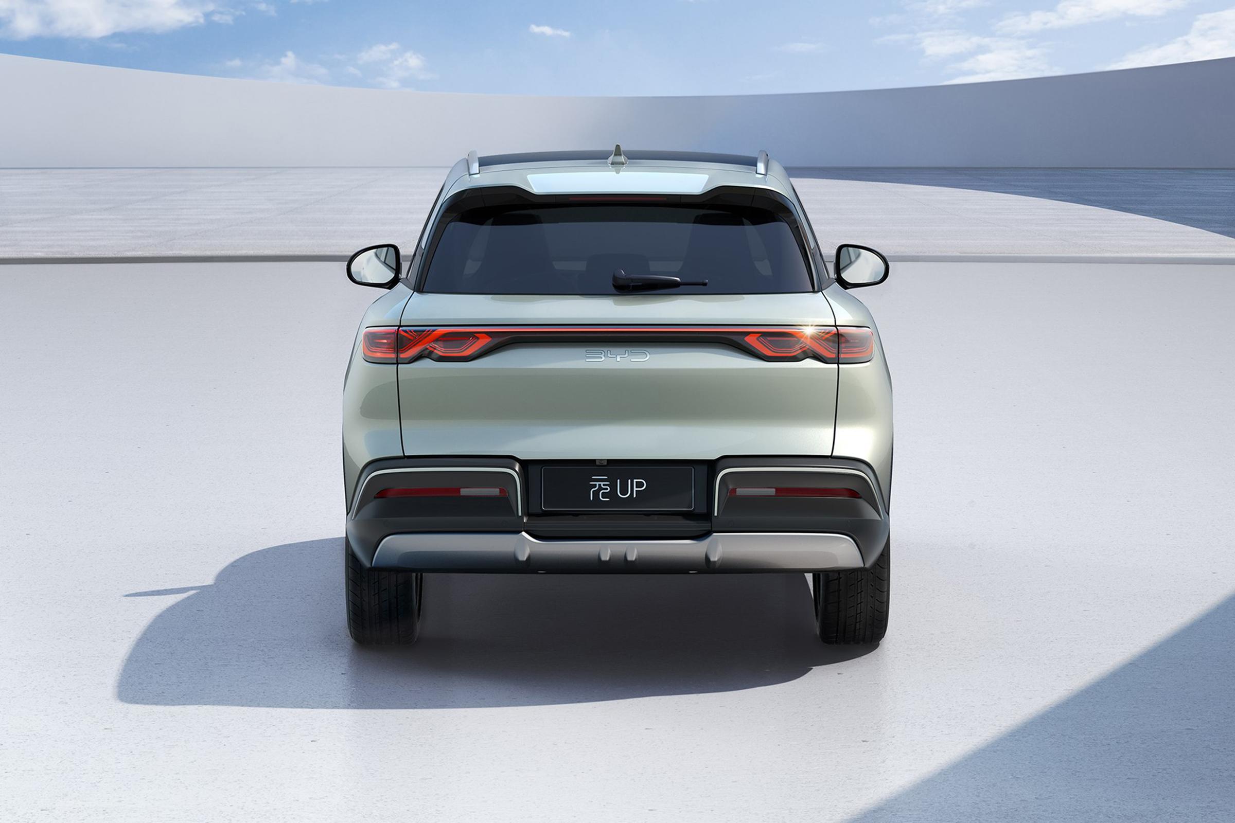元UP 2024款 401KM 超越型图片_比亚迪_21/23张图片_汽车官方图库_懂车帝