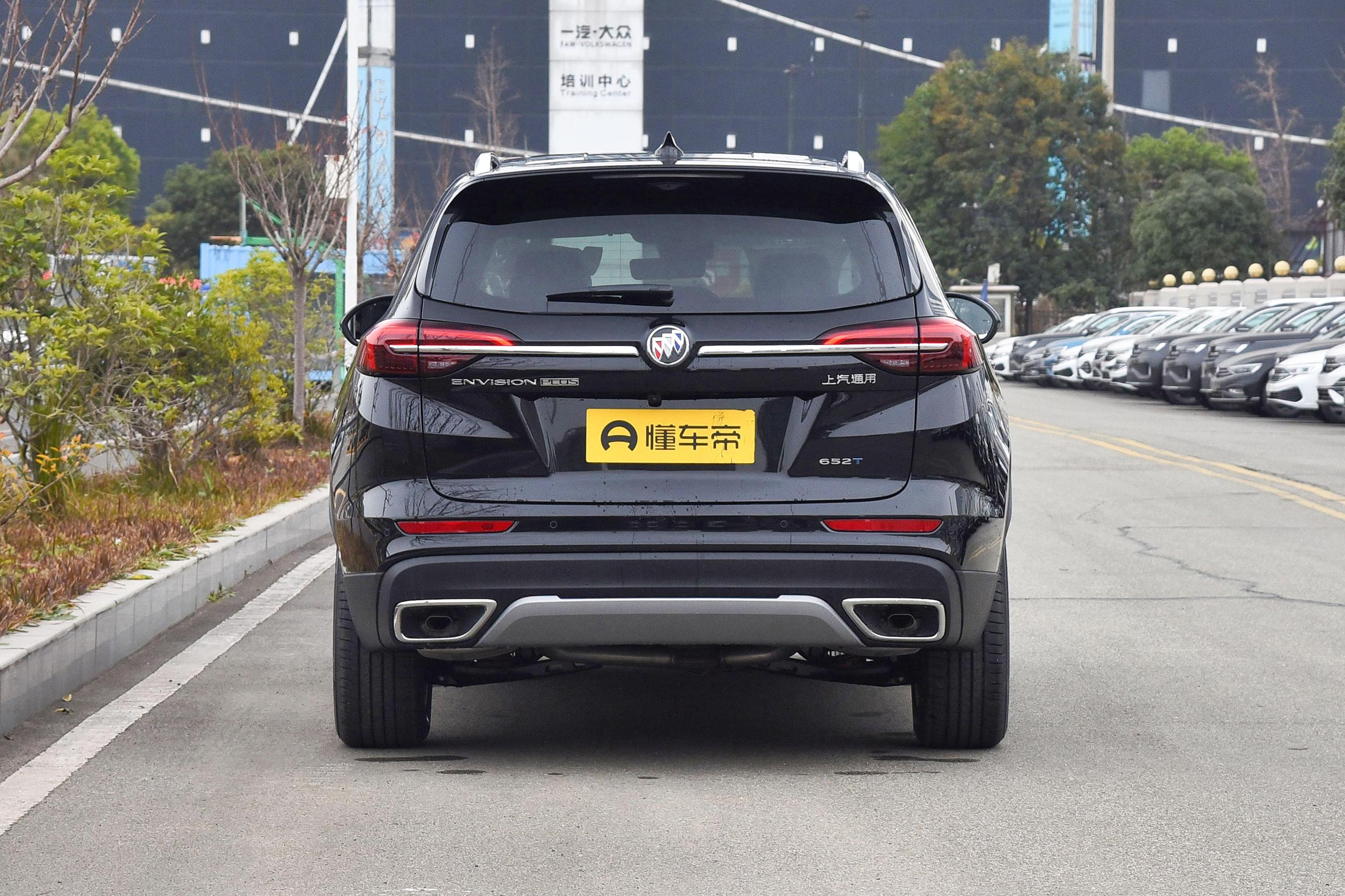 昂科威 2023款 昂科威Plus 652T 五座两驱豪华型图片_别克_8/74张图片_汽车外观图库_懂车帝