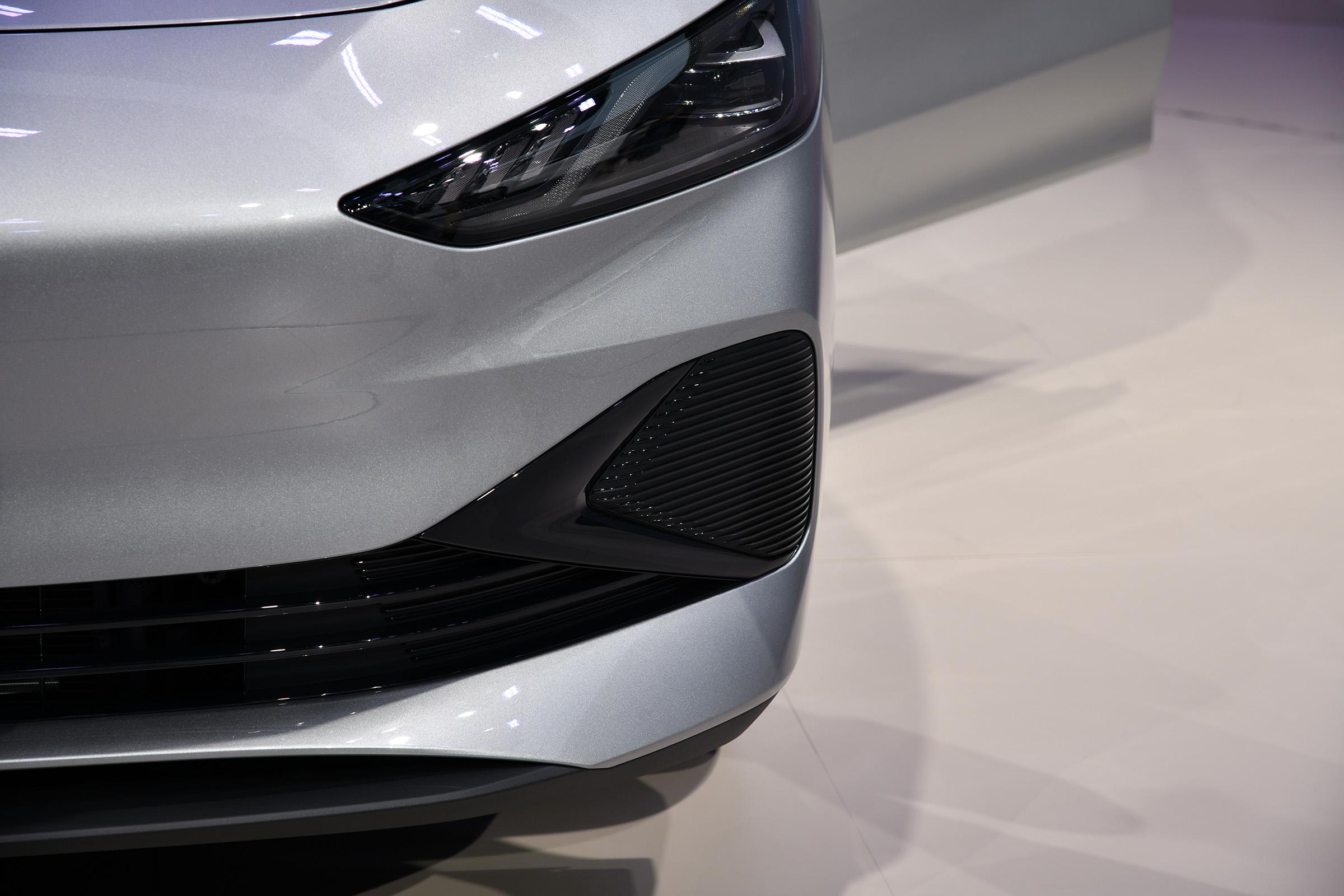 荣威D7 DMH 2023款 125旗舰版图片_荣威_5/53张图片_汽车车展图库_懂车帝