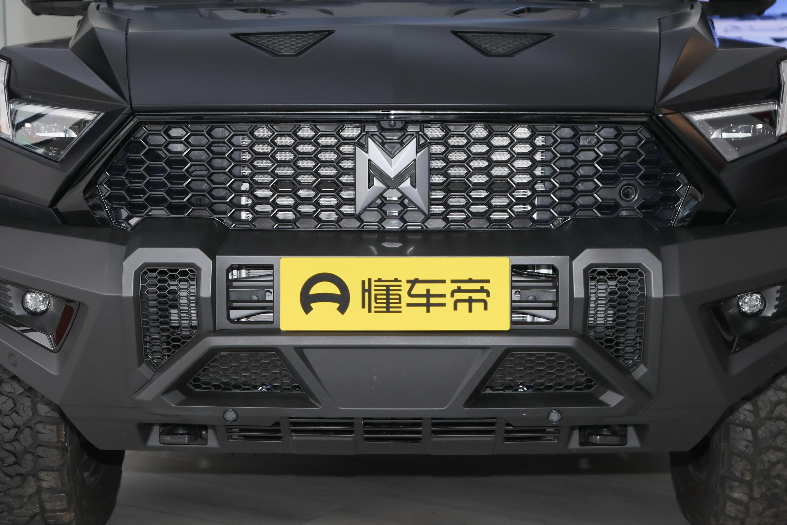 猛士917 2023款 增程版图片_猛士_1/158张图片_汽车外观图库_懂车帝