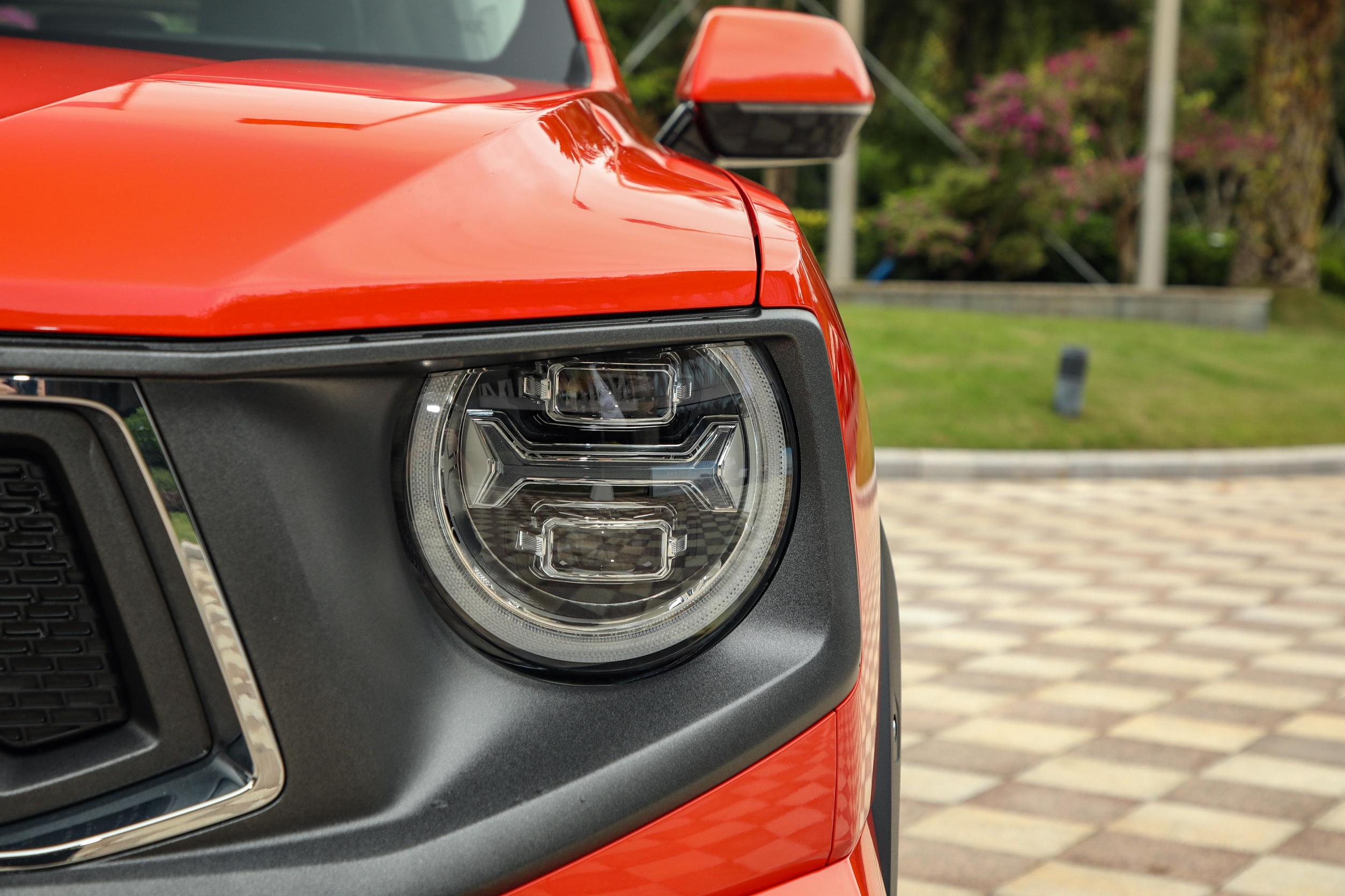 哈弗二代大狗PHEV 2023款 DHT-PHEV 105km 潮电版Plus图片_哈弗_1/245张图片_汽车外观图库_懂车帝