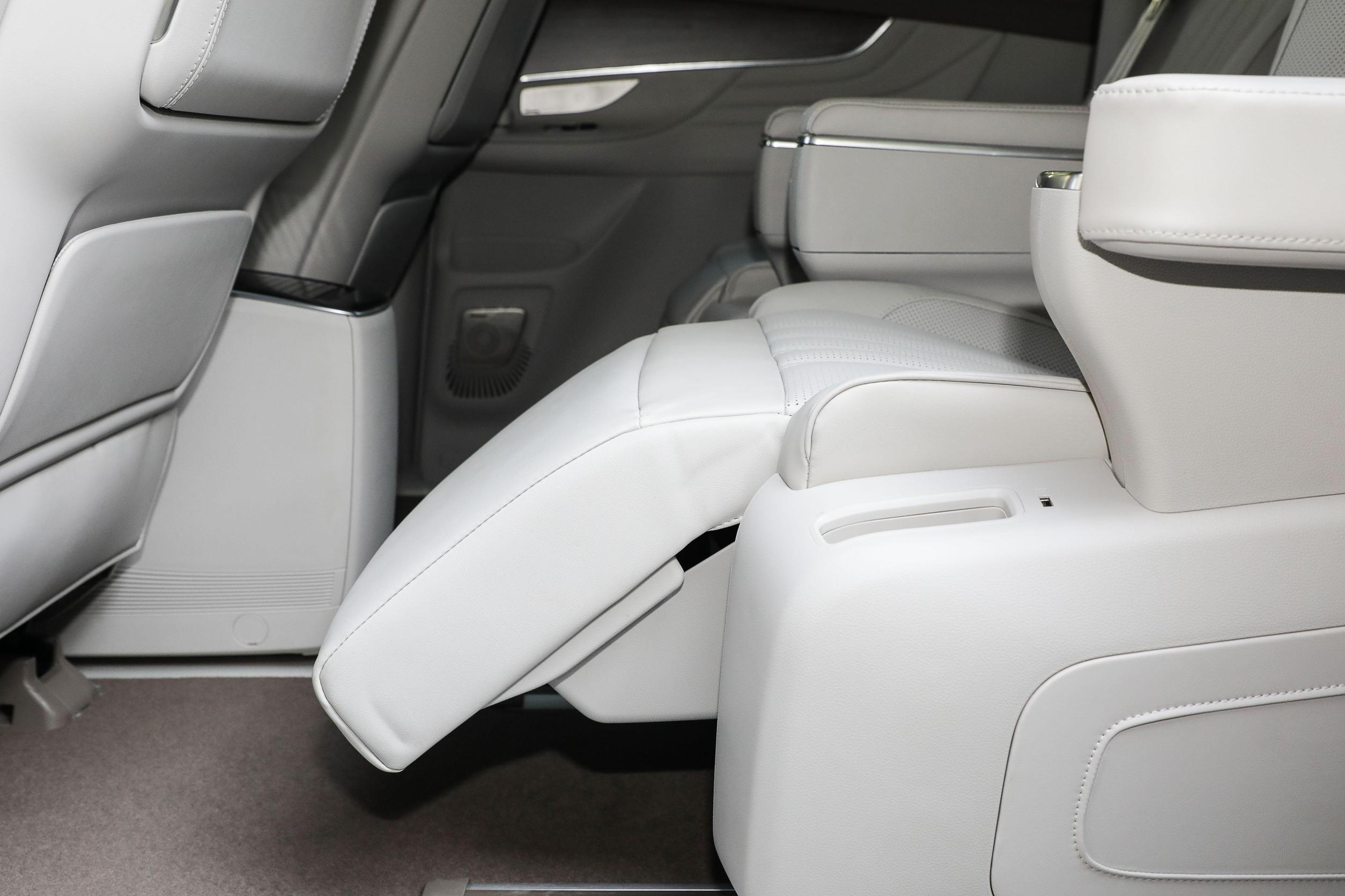 荣威iMAX8 2023款 400TGI 至享版图片_荣威_69/82张图片_汽车空间图库_懂车帝