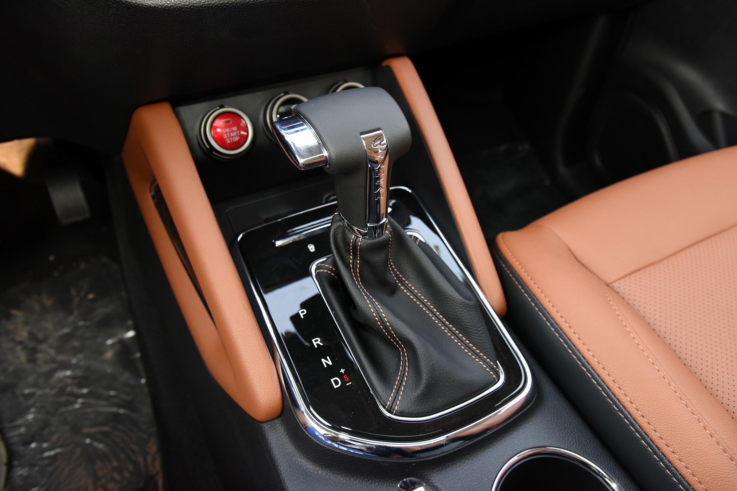 长安欧尚CX70 2017款 CX70T 1.5T 自动尊擎版图片_长安欧尚_19/25张图片_汽车内饰图库_懂车帝