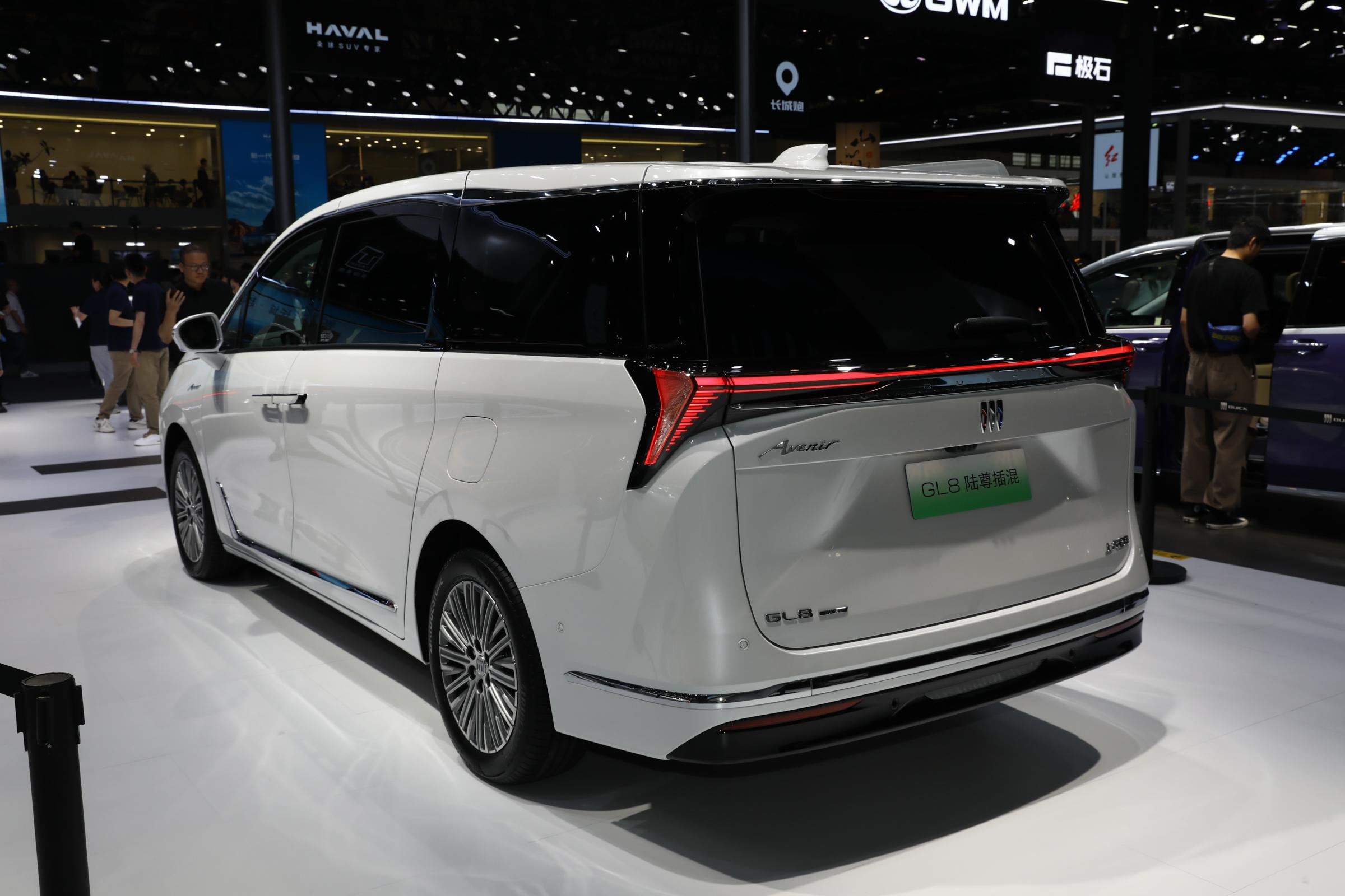 别克GL8 PHEV 2024款 陆尊 1.5T 六座奢享版图片_别克_13/382张图片_汽车车展图库_懂车帝