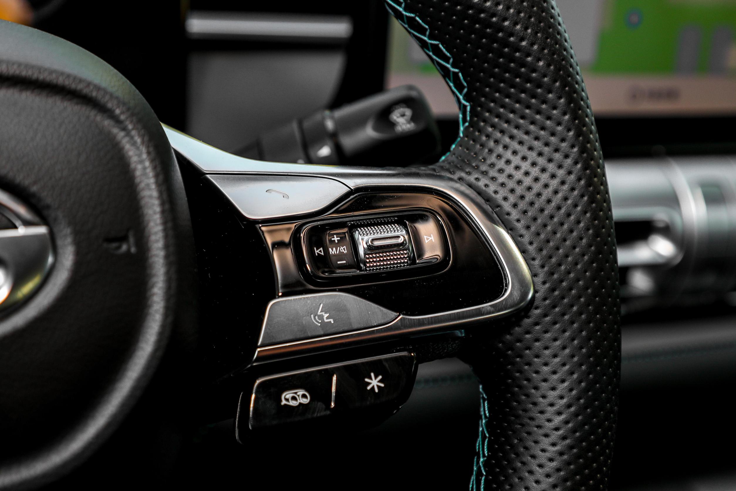 影酷 2022款 混动 2.0ATK 双子星Max版图片_广汽传祺_10/31张图片_汽车内饰图库_懂车帝