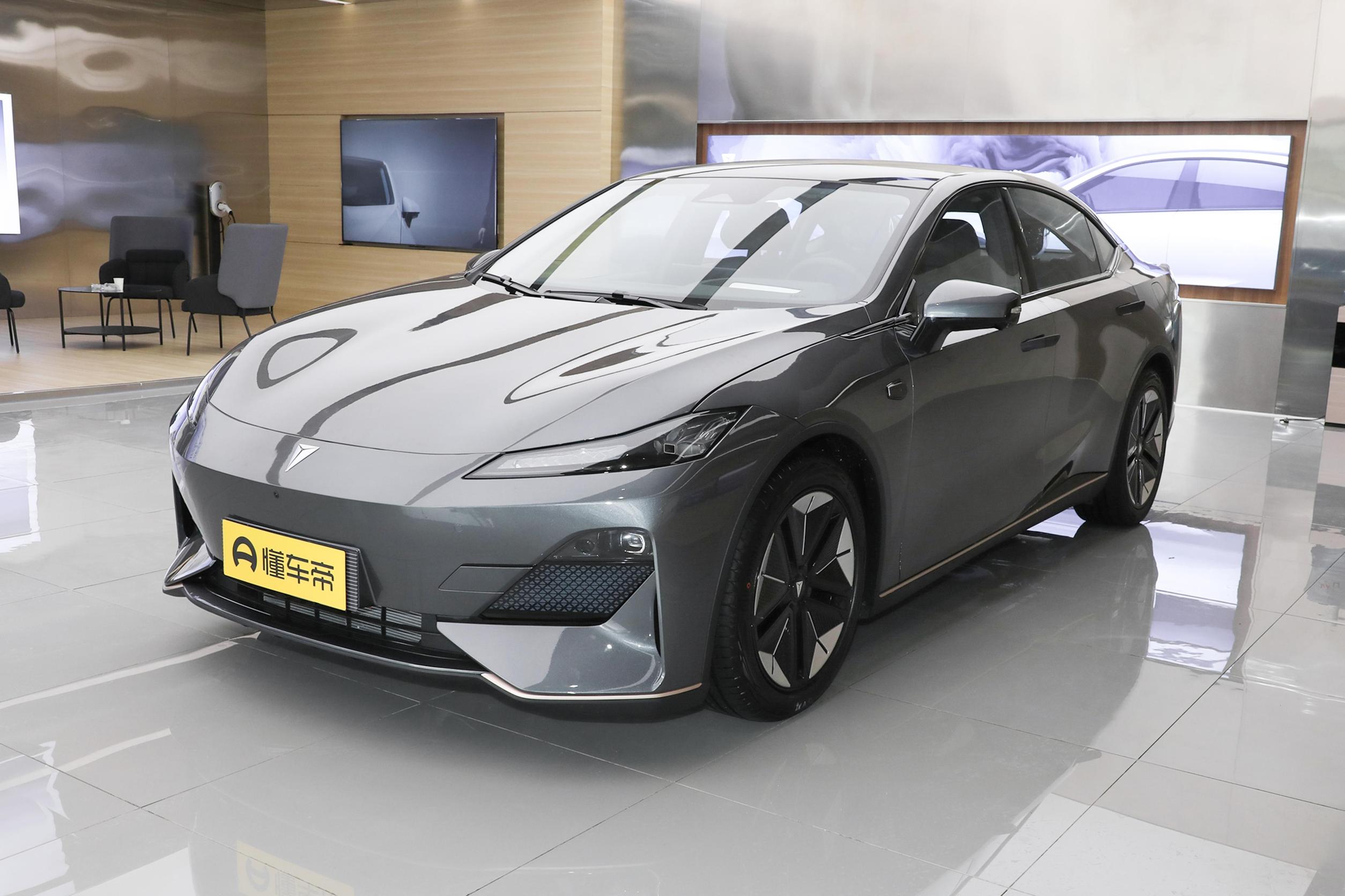 深蓝SL03壁纸_深蓝SL03_深蓝SL03外观图片_1/269张图片_深蓝SL03月岩灰/整车外观图片_懂车帝