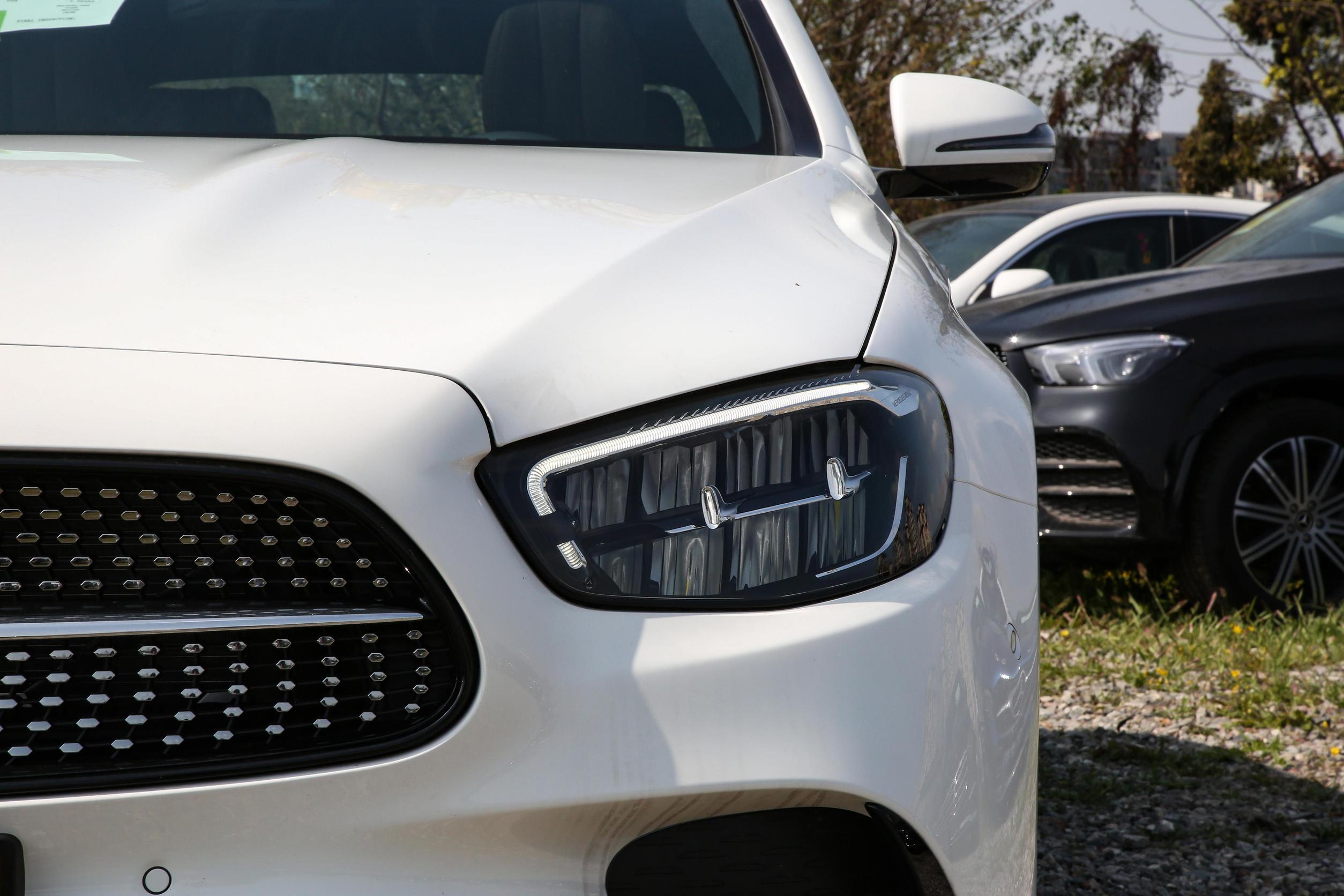 奔驰E级 2023款 改款 E 260 L 运动轿车图片_奔驰_4/78张图片_汽车外观图库_懂车帝