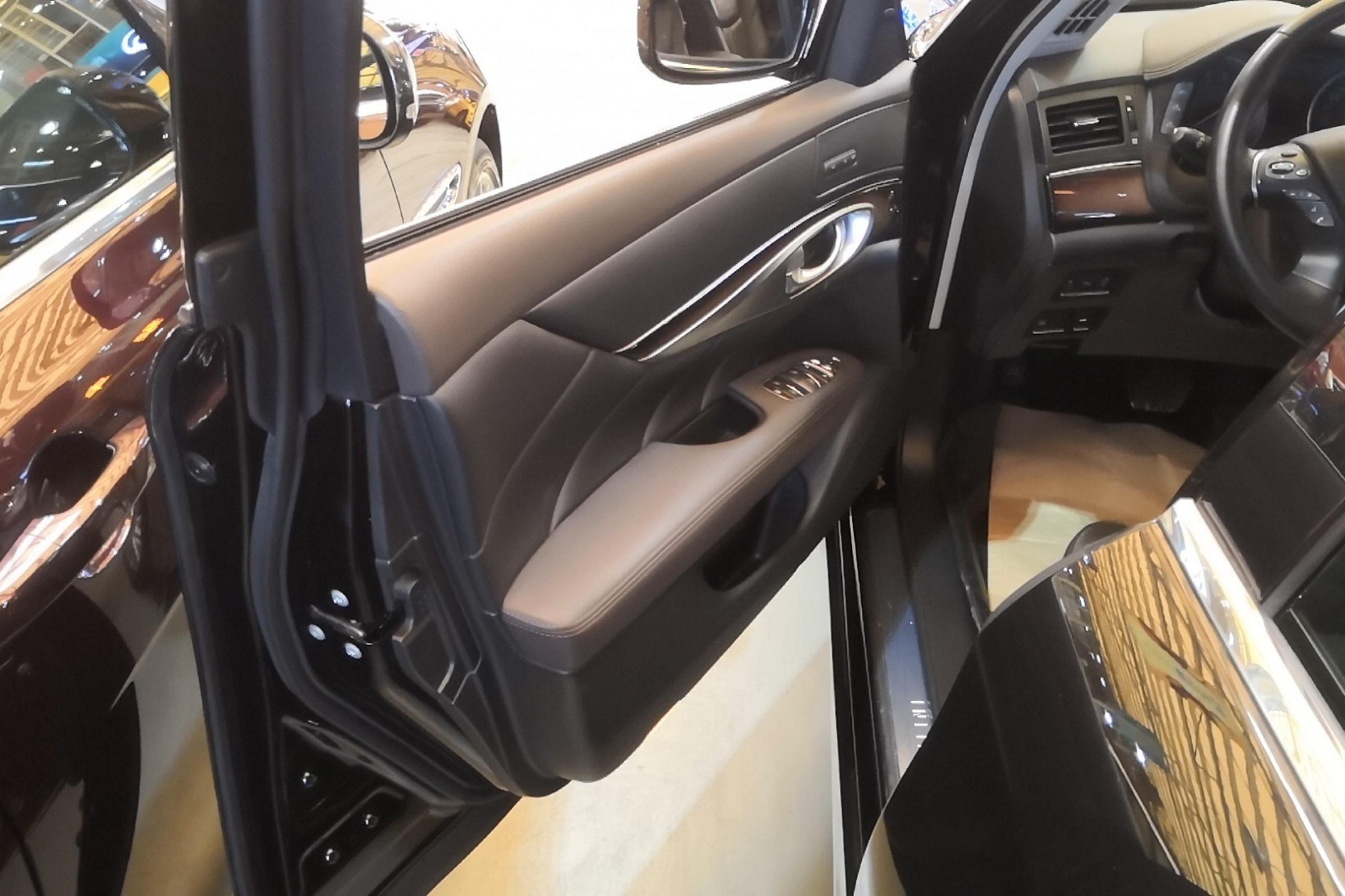 英菲尼迪Q70 2013款 Q70L 2.5L 奢华版图片_英菲尼迪_8/8张图片_汽车空间图库_懂车帝