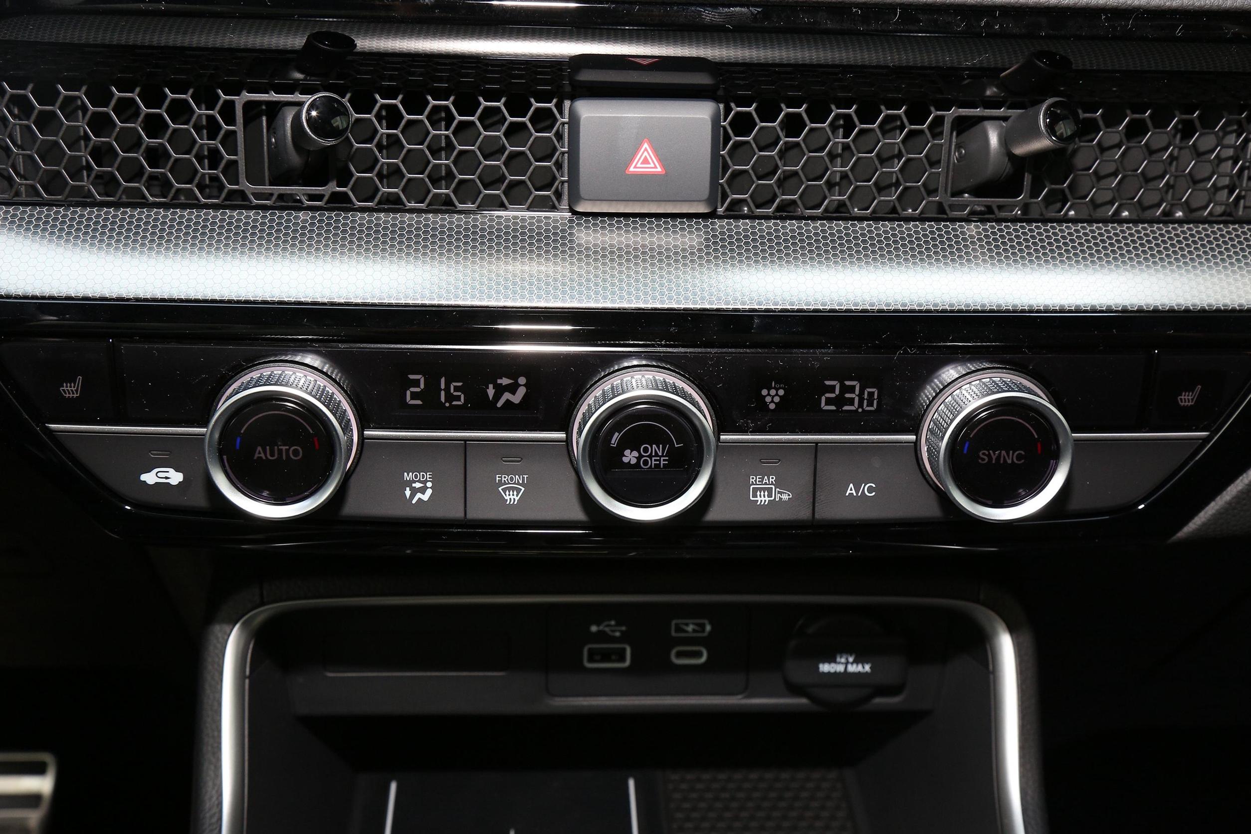 本田CR-V PHEV 2023款 e:PHEV 2.0L 领越版图片_本田_3/75张图片_汽车内饰图库_懂车帝