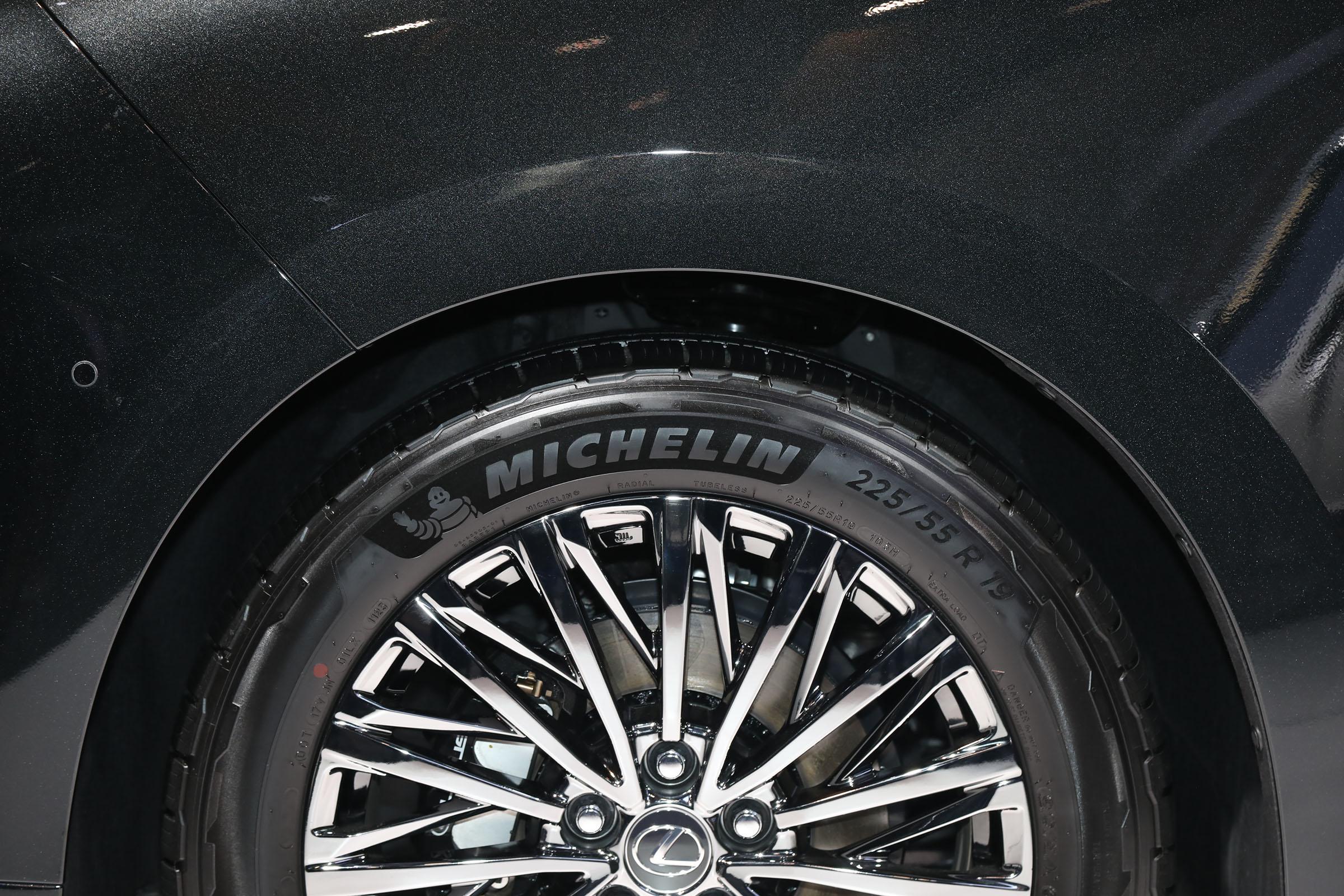 雷克萨斯LM 2023款 500h DIRECT4 四座御世版图片_雷克萨斯_2/32张图片_汽车车展图库_懂车帝