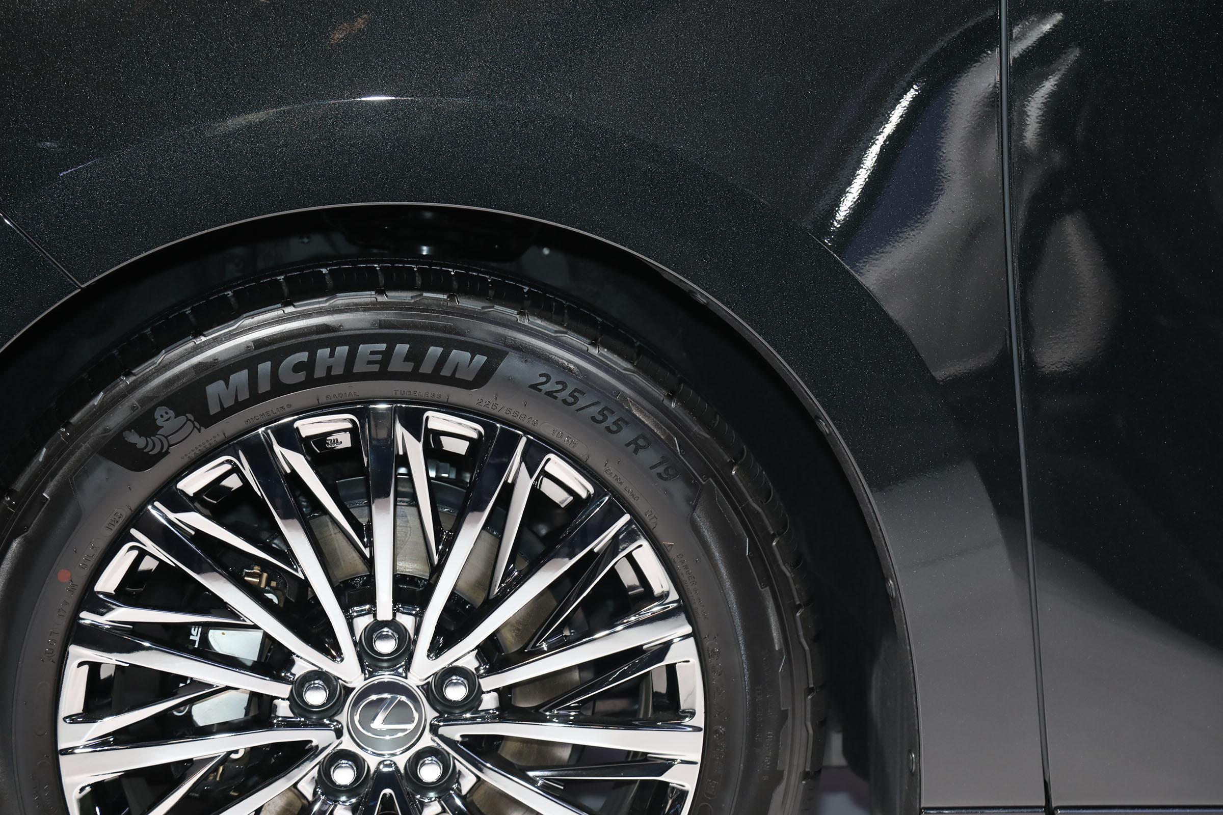 雷克萨斯LM 2023款 500h DIRECT4 四座御世版图片_雷克萨斯_2/32张图片_汽车车展图库_懂车帝