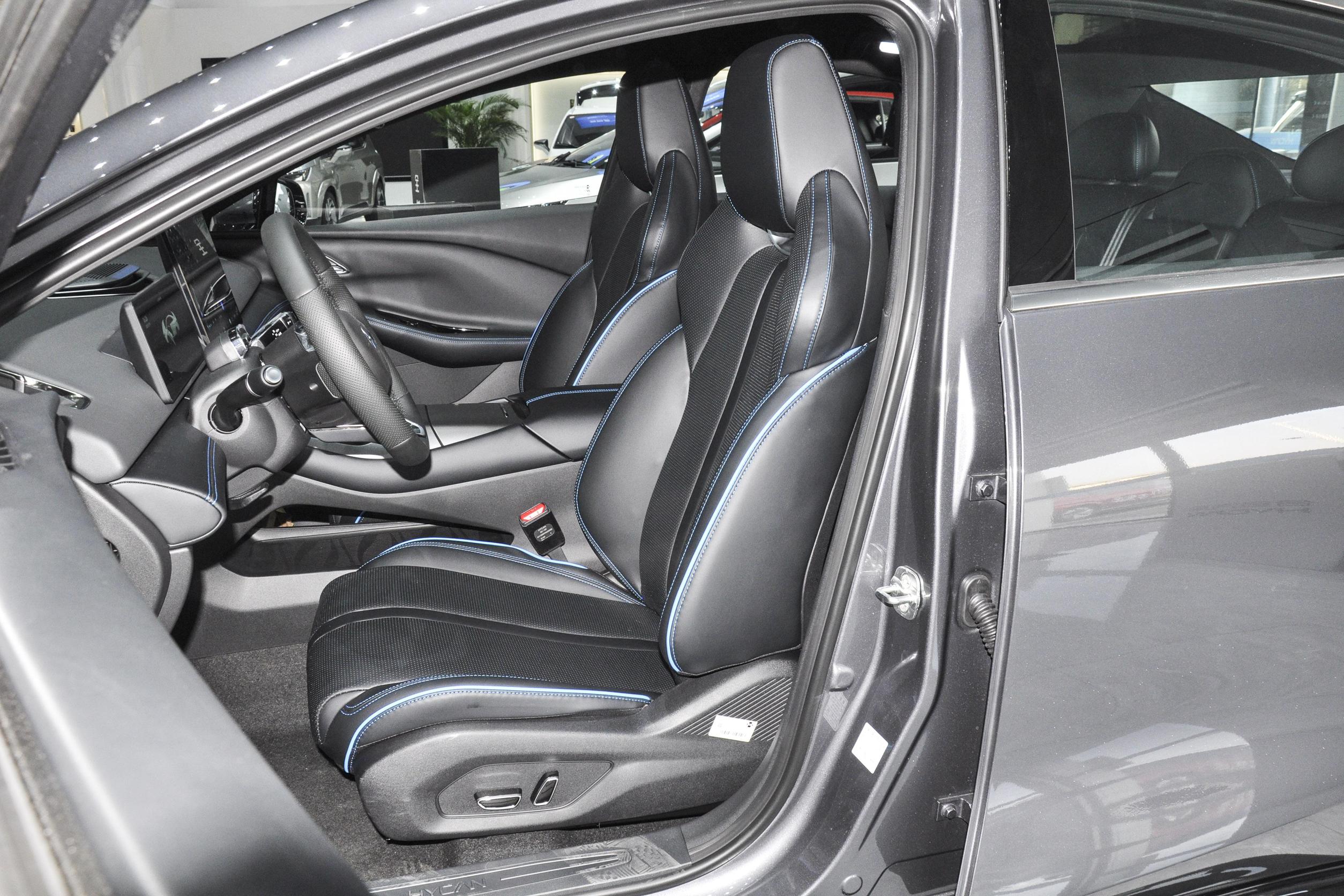 合创A06 2022款 630C图片_合创汽车_94/126张图片_汽车空间图库_懂车帝