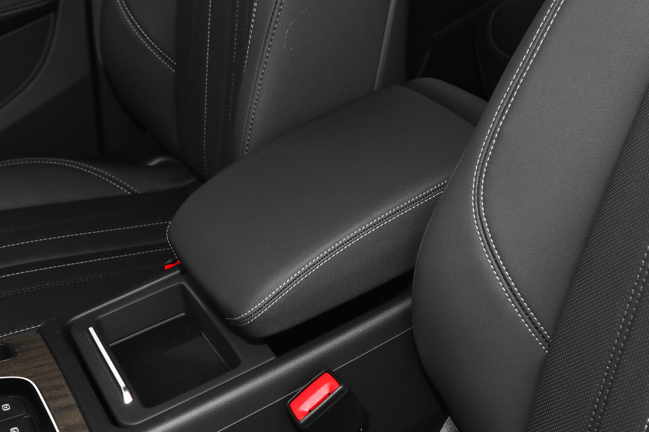 奥迪Q5L 2024款 40TFSI 豪华致雅型图片_奥迪_2/55张图片_汽车空间图库_懂车帝