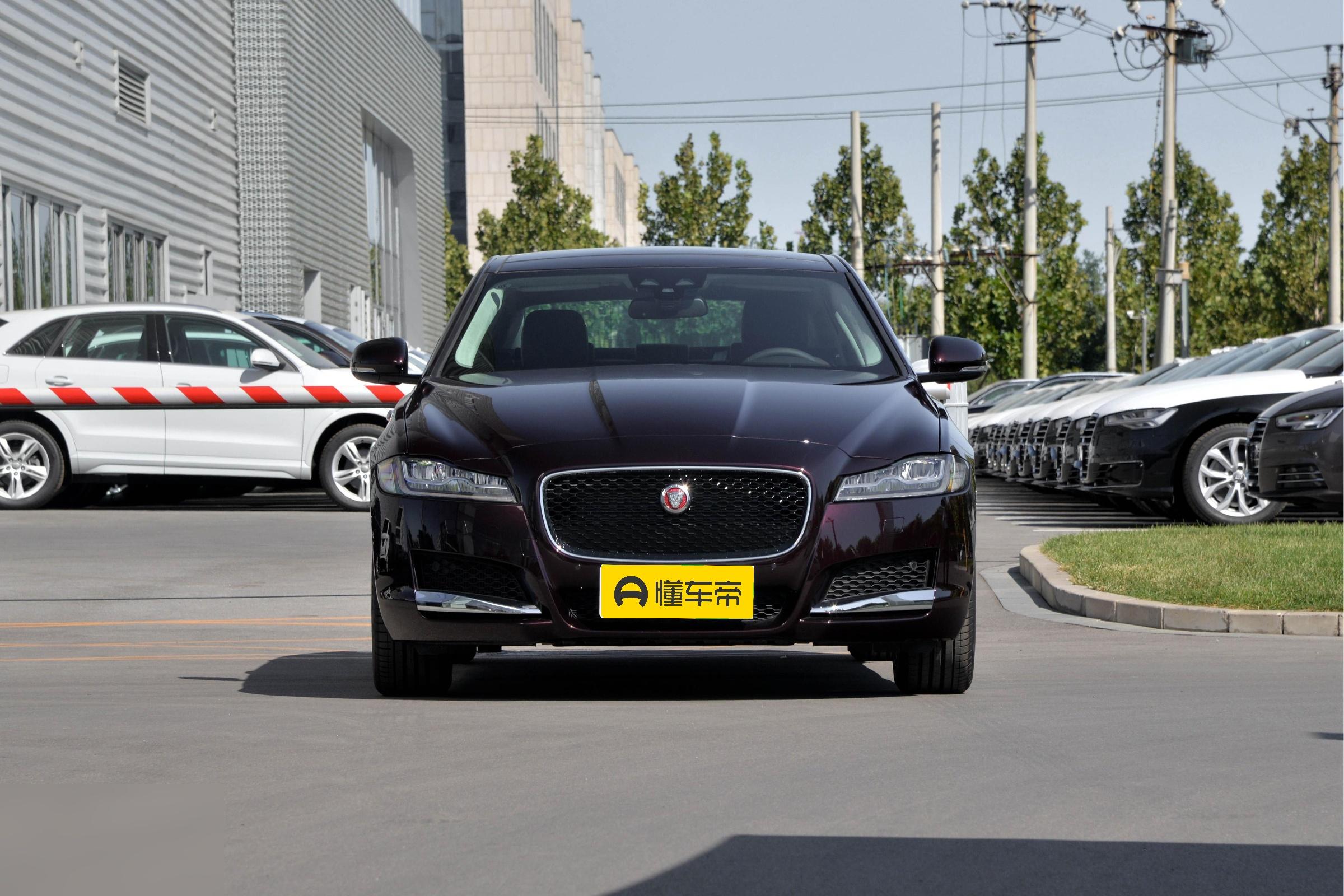 捷豹XFL 2018款 XFL 2.0T 250PS 豪华版图片_捷豹_1/65张图片_汽车外观图库_懂车帝