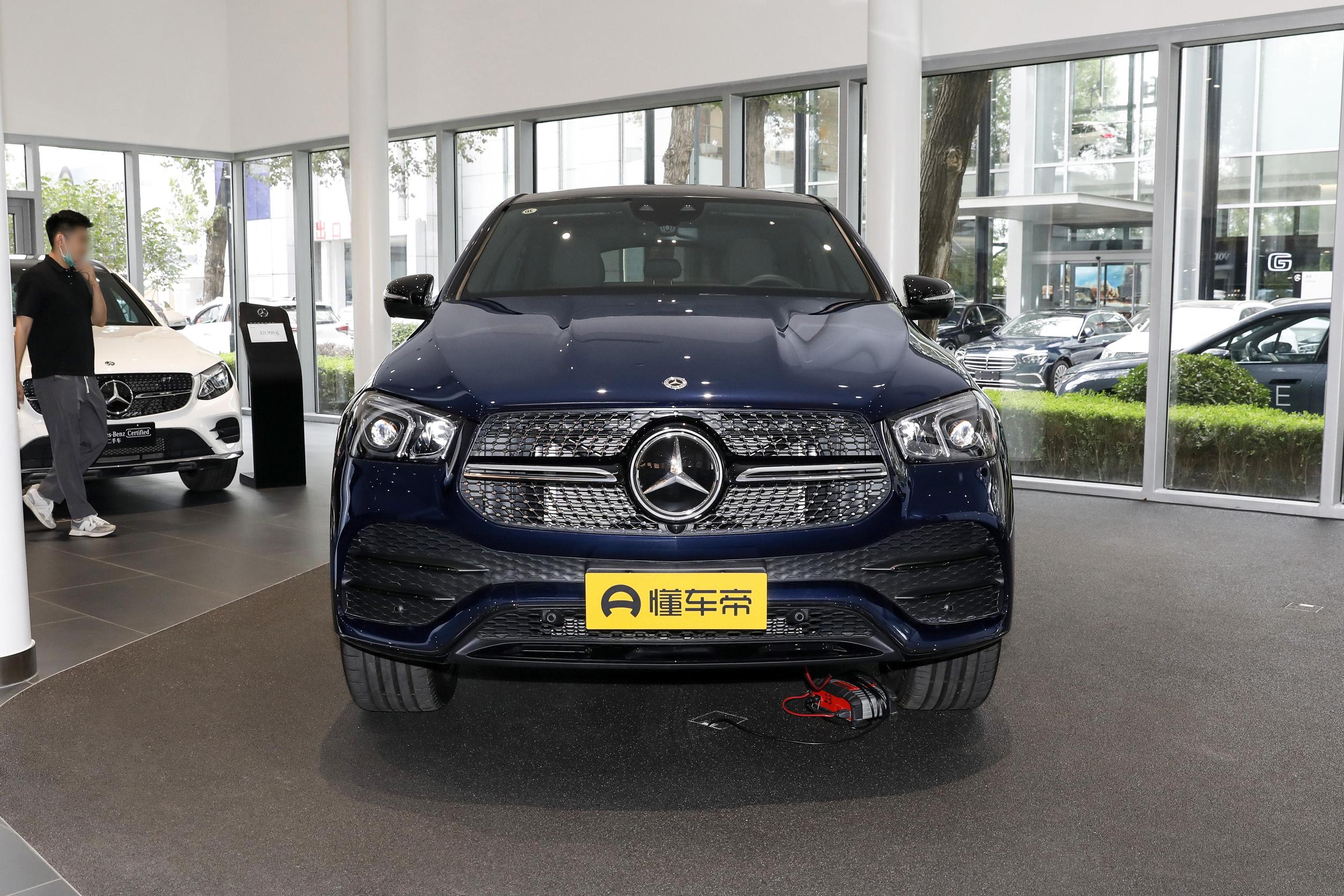 奔驰gle轿跑 2022款 改款 Gle 450 4matic 轿跑suv 豪华型图片 奔驰 3 49张图片 汽车外观图库 懂车帝