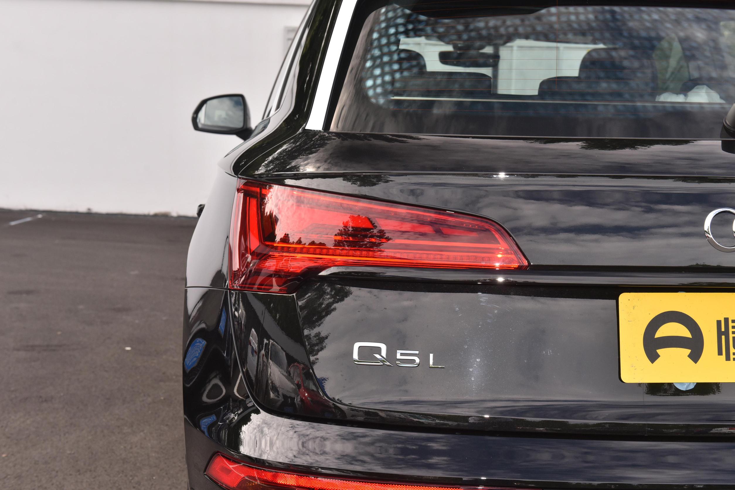 奥迪Q5L 2023款 45T 豪华动感型图片_奥迪_1/54张图片_汽车外观图库_懂车帝