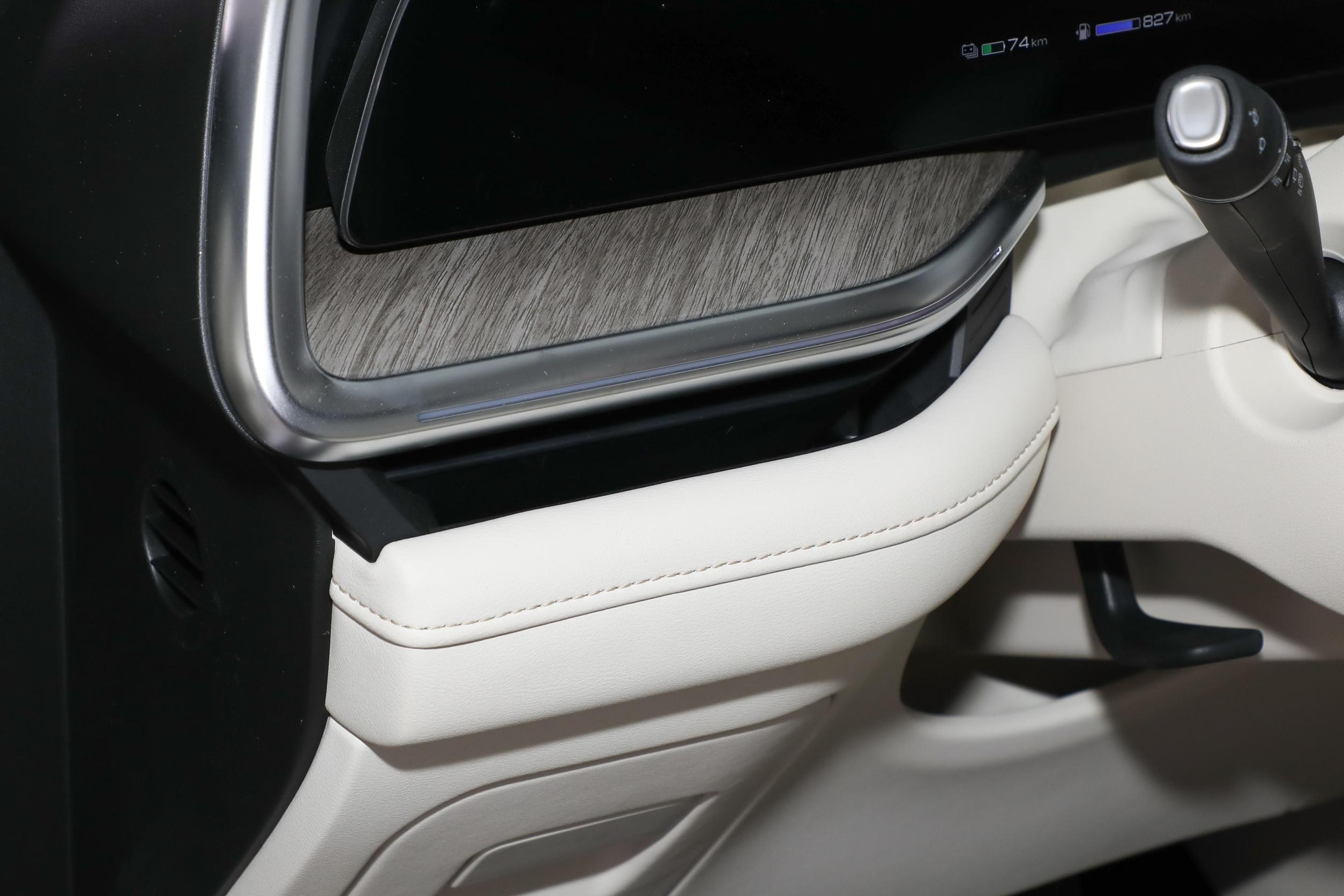 蓝山DHT-PHEV 2023款 四驱超长续航版图片_魏牌_4/105张图片_汽车内饰图库_懂车帝