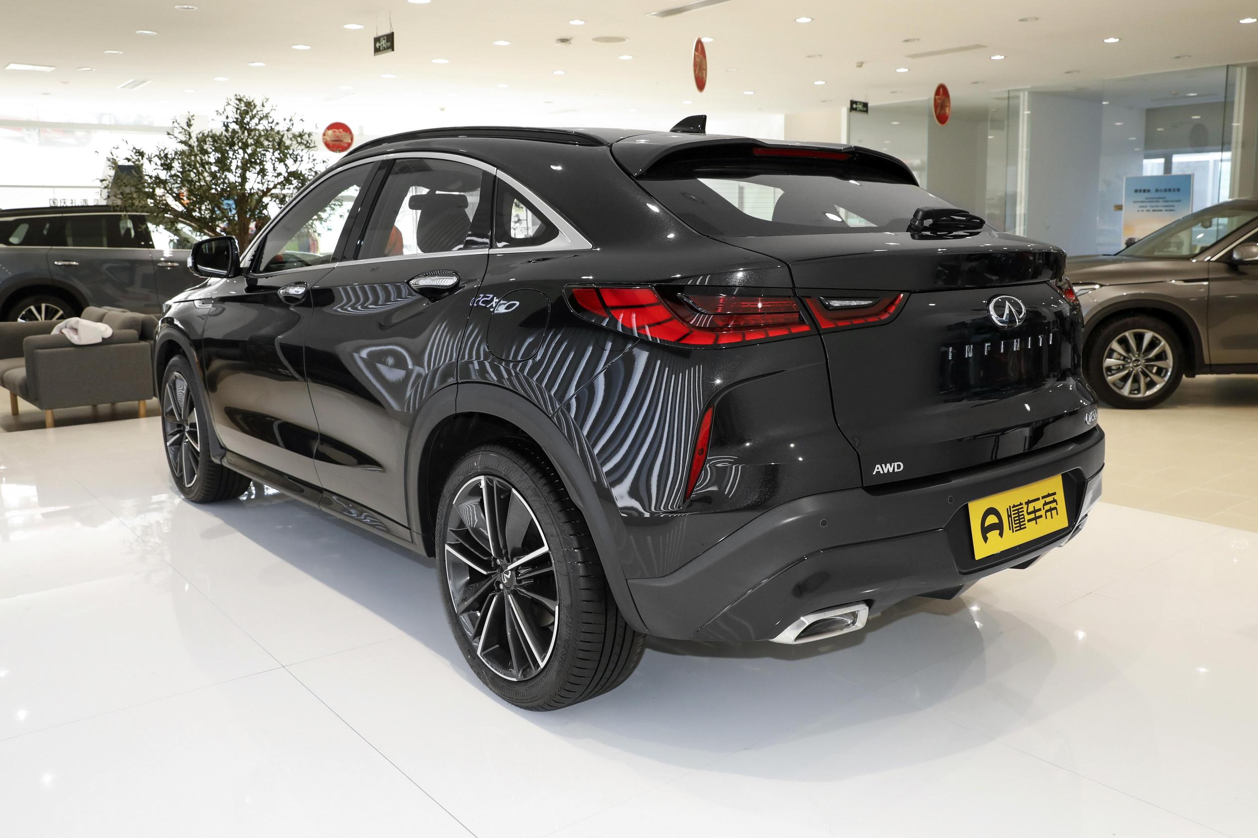 英菲尼迪QX55 2022款 2.0T 四驱耀动版图片_英菲尼迪_5/76张图片_汽车外观图库_懂车帝