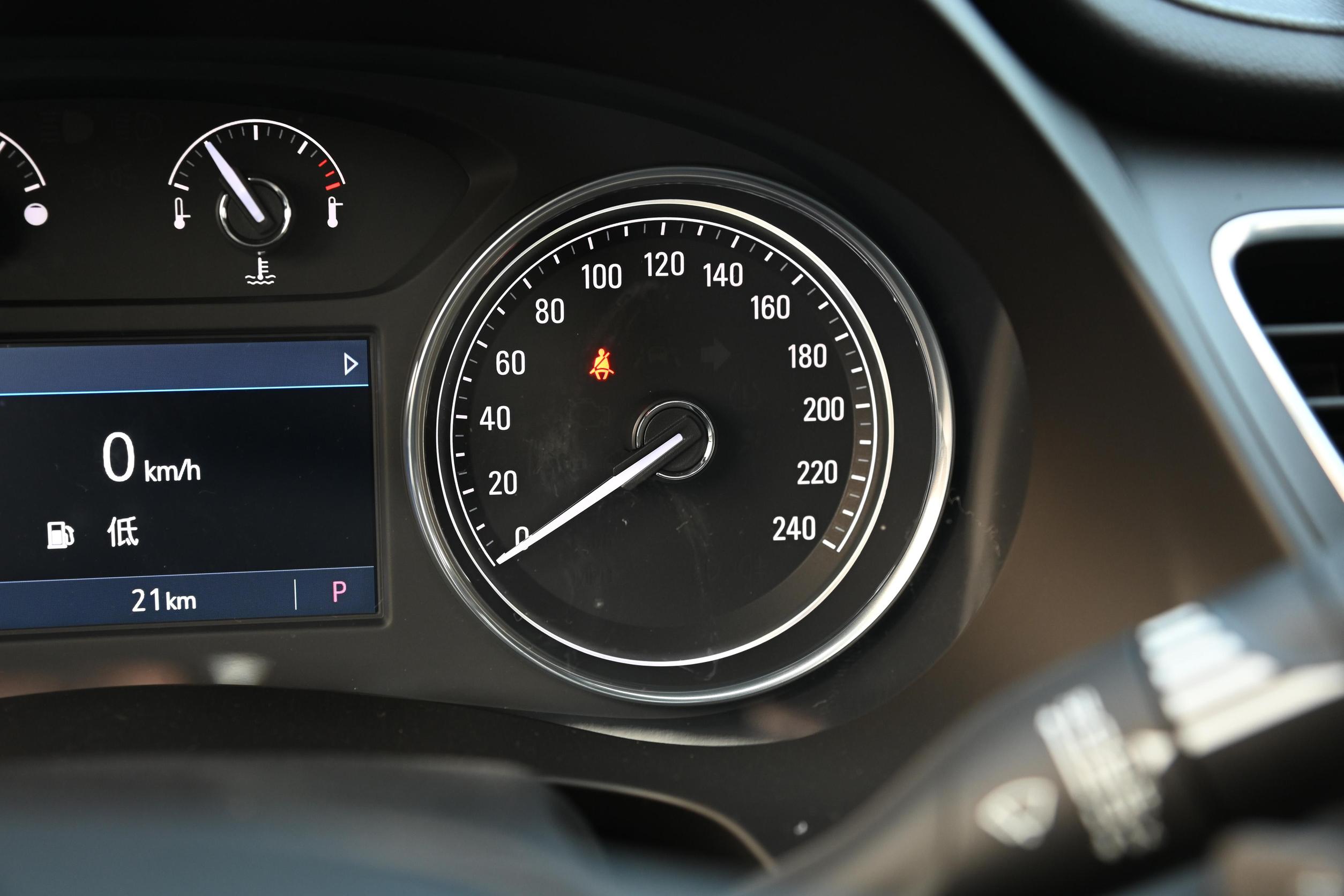 君越 2022款 552T 豪华型图片_别克_6/86张图片_汽车内饰图库_懂车帝