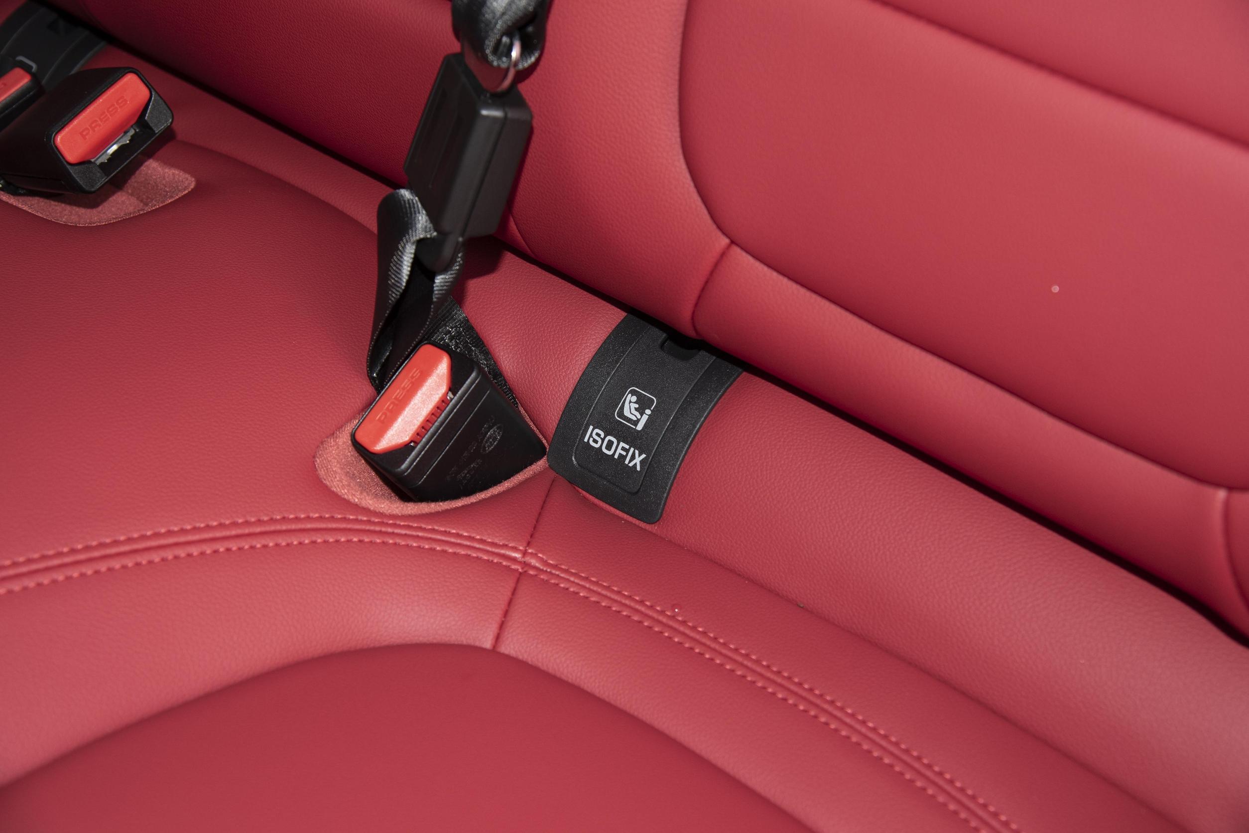 捷豹XEL 2024款 2.0T 250PS R-DYNAMIC S耀黑运动版图片_捷豹_34/57张图片_汽车空间图库_懂车帝