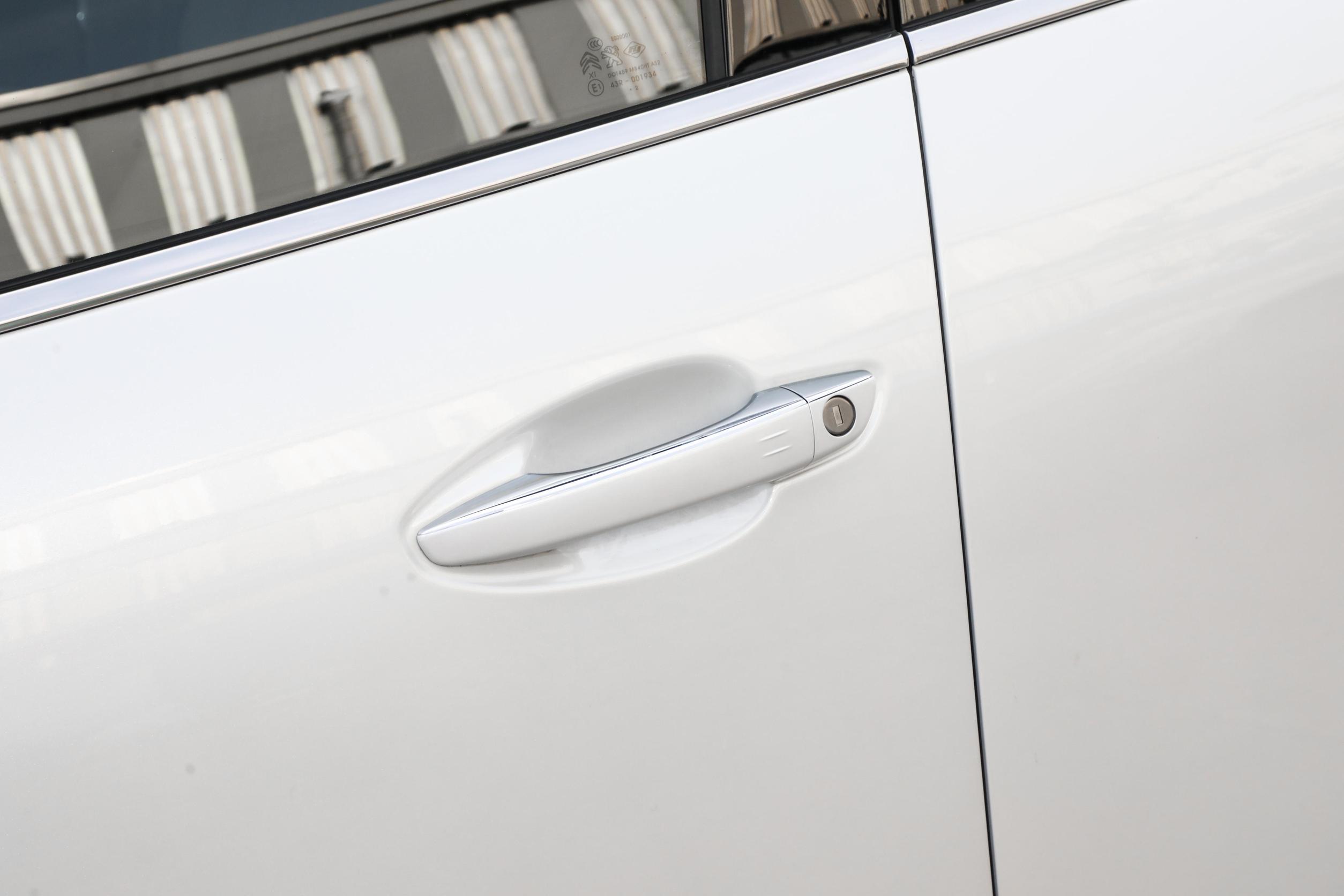 标致5008 2023款 400THP 旗舰荣耀版7座图片_标致_15/61张图片_汽车外观图库_懂车帝