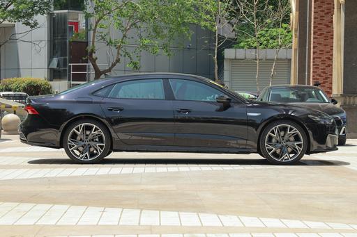 奥迪A7L外观图片_奥迪A7L壁纸_奥迪A7L高清大图_懂车帝