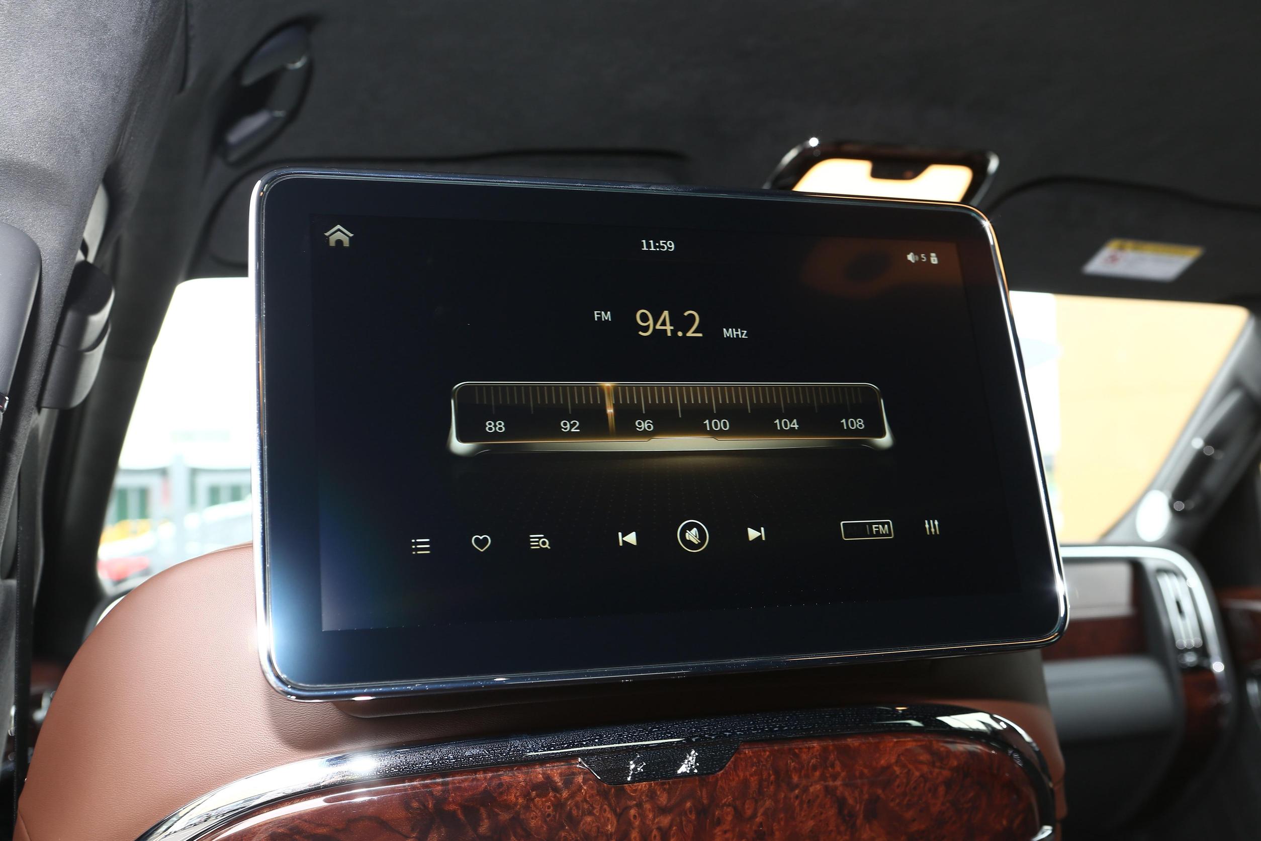 红旗LS7 2022款 4.0T 4座尊爵旗舰版图片_红旗_31/62张图片_汽车空间图库_懂车帝