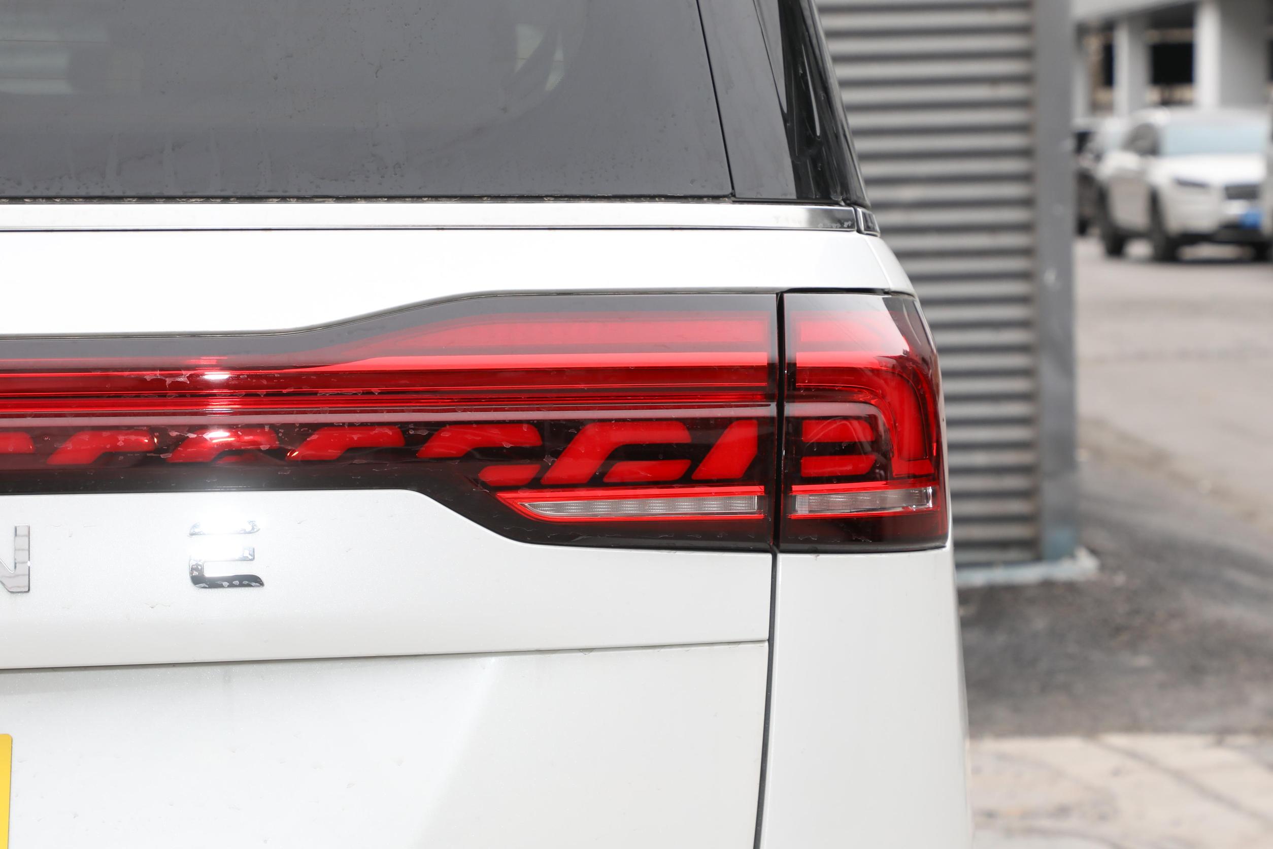 瑞风RF8 2024款 2.0T 智聆版旗舰型图片_江淮瑞风_66/96张图片_汽车外观图库_懂车帝