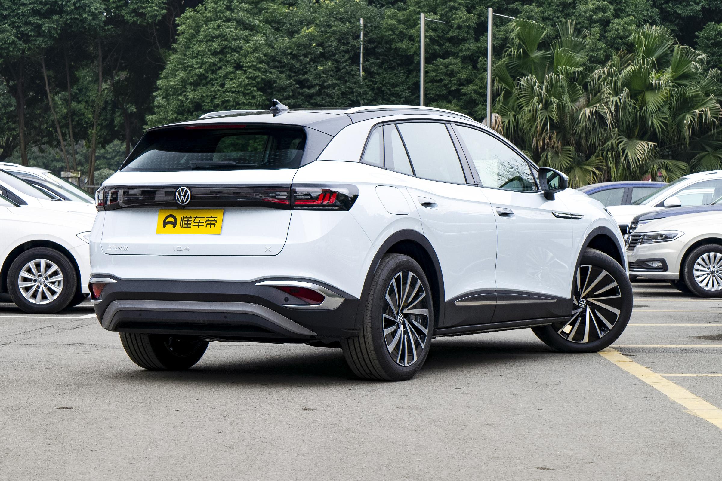 ID.4 X壁纸_ID.4 X_ID.4 X外观图片_2/1889张图片_ID.4 X晶质白/银灰色整车外观图片_懂车帝