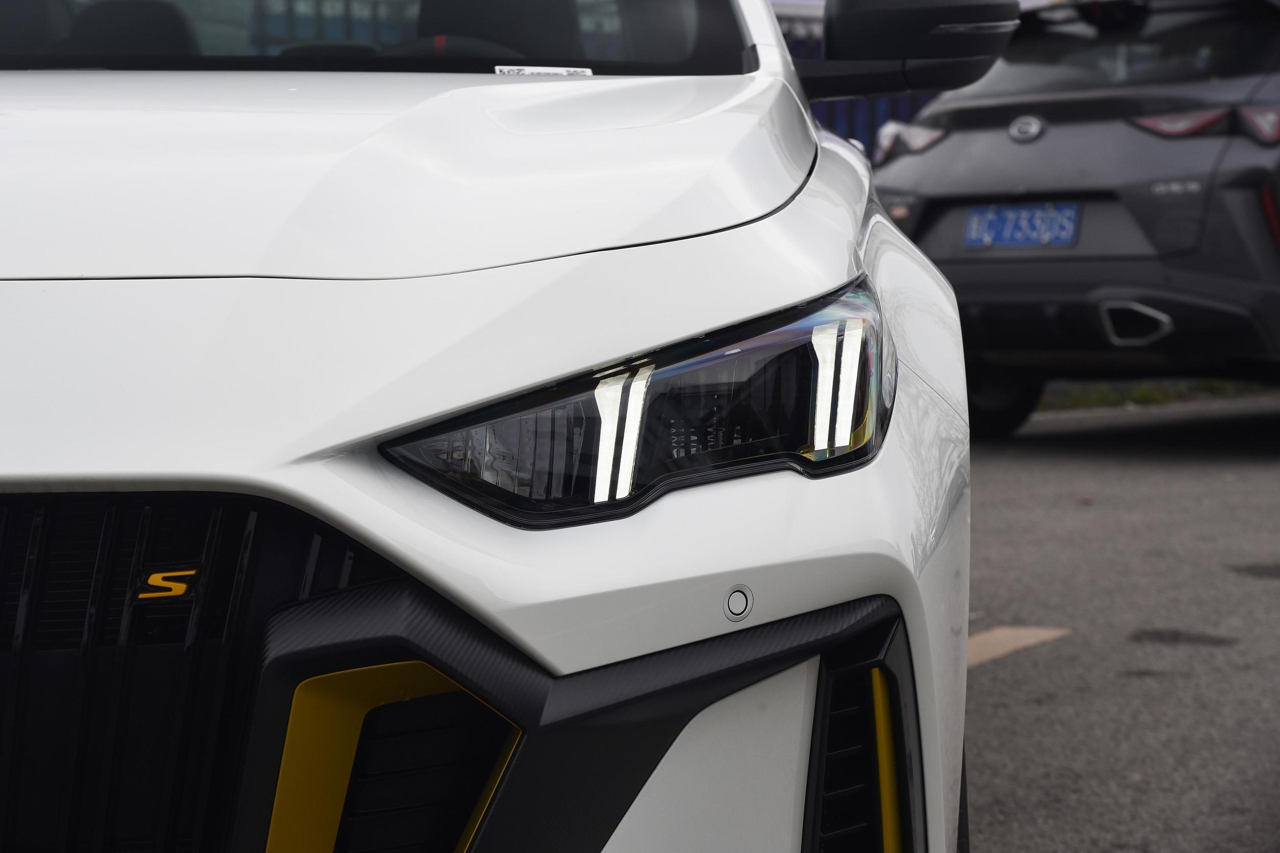 影豹 2023款 270T DCT J15版图片_广汽传祺_2/53张图片_汽车外观图库_懂车帝