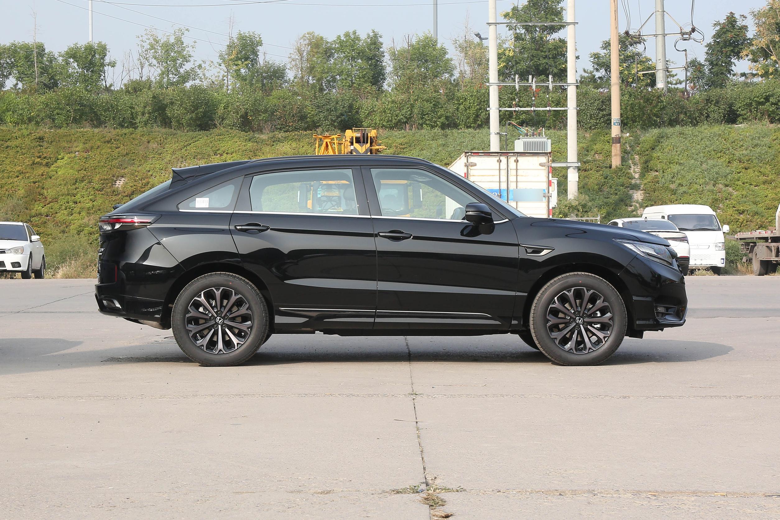 本田UR-V 2023款 370TURBO 四驱尊耀黑爵士版图片_本田_7/49张图片_汽车外观图库_懂车帝