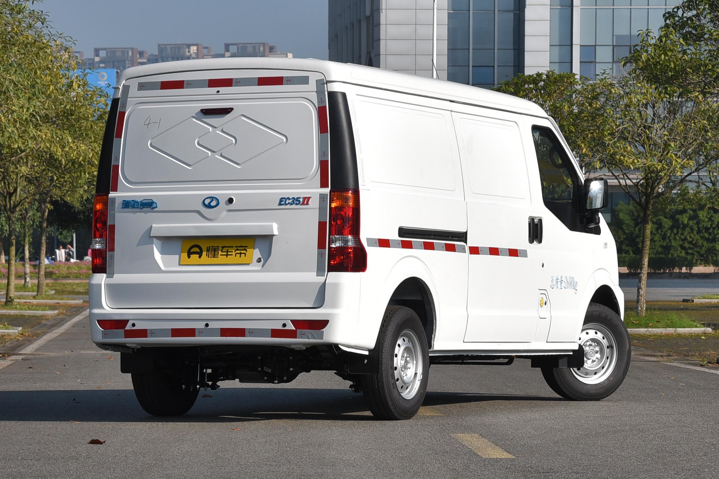 瑞驰EC35 2021款 EC35 II 标准版 38.64kWh图片_瑞驰_6/66张图片_汽车外观图库_懂车帝