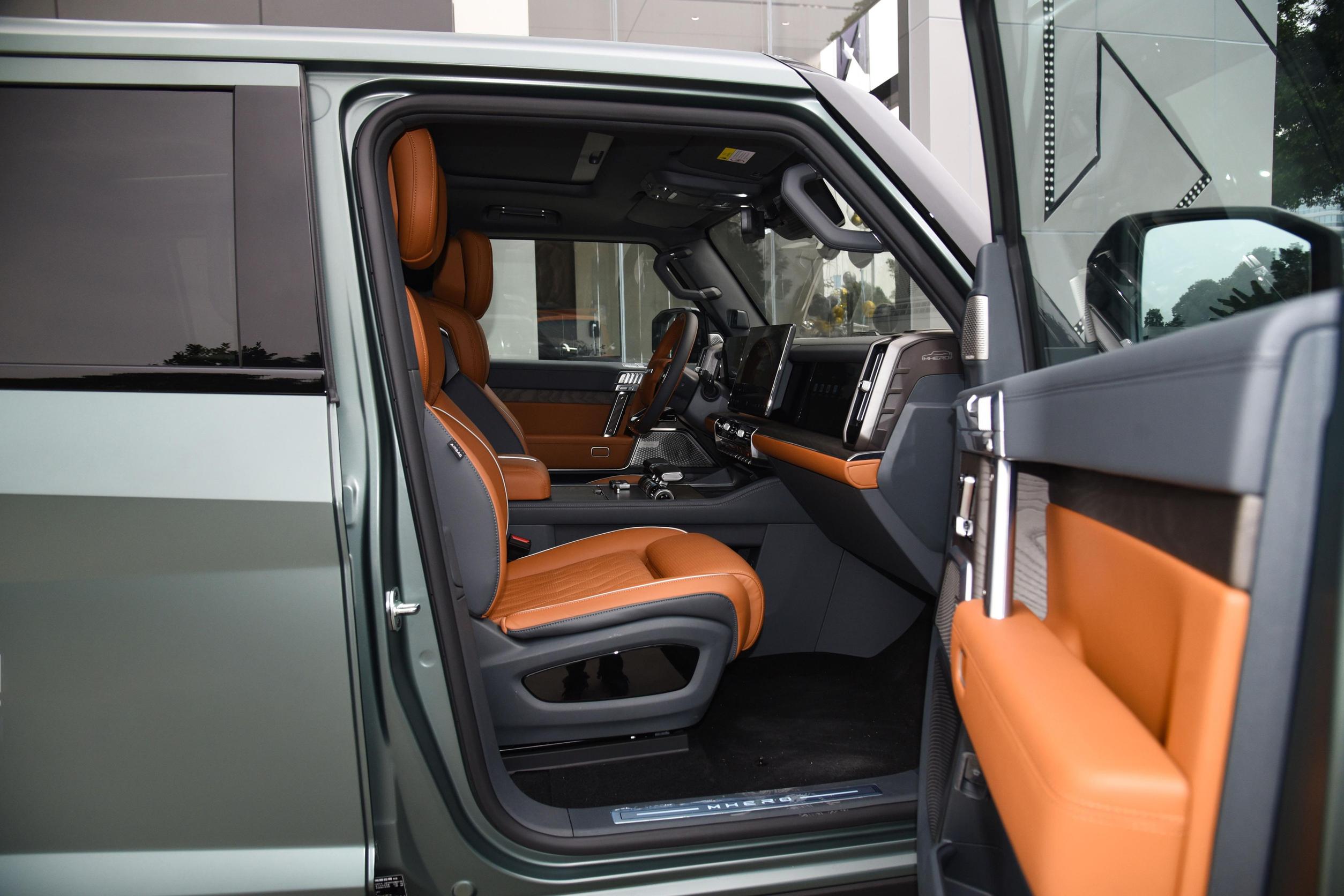 猛士917 2023款 增程版图片_猛士_1/78张图片_汽车空间图库_懂车帝