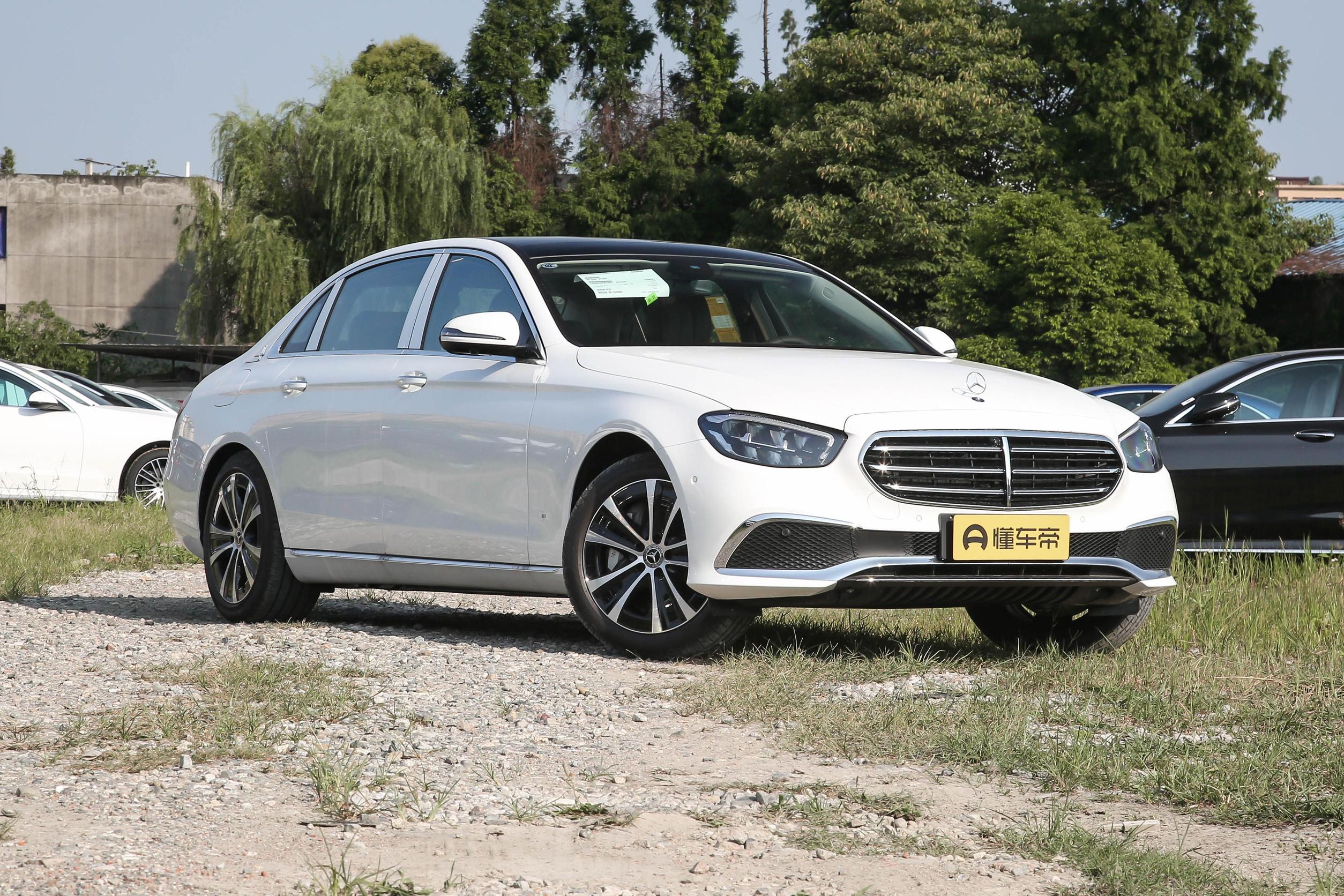 奔驰E级PHEV 2022款 三次改款 E 350 e L 轿车图片_奔驰_57/79张图片_汽车外观图库_懂车帝