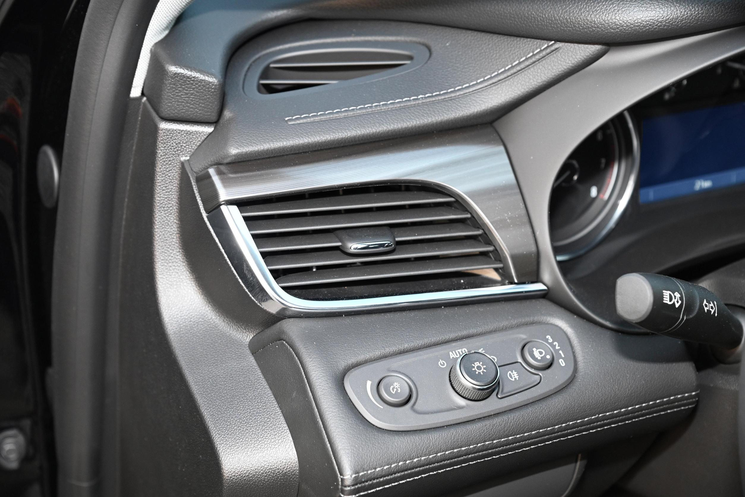 君越 2022款 552T 豪华型图片_别克_6/86张图片_汽车内饰图库_懂车帝