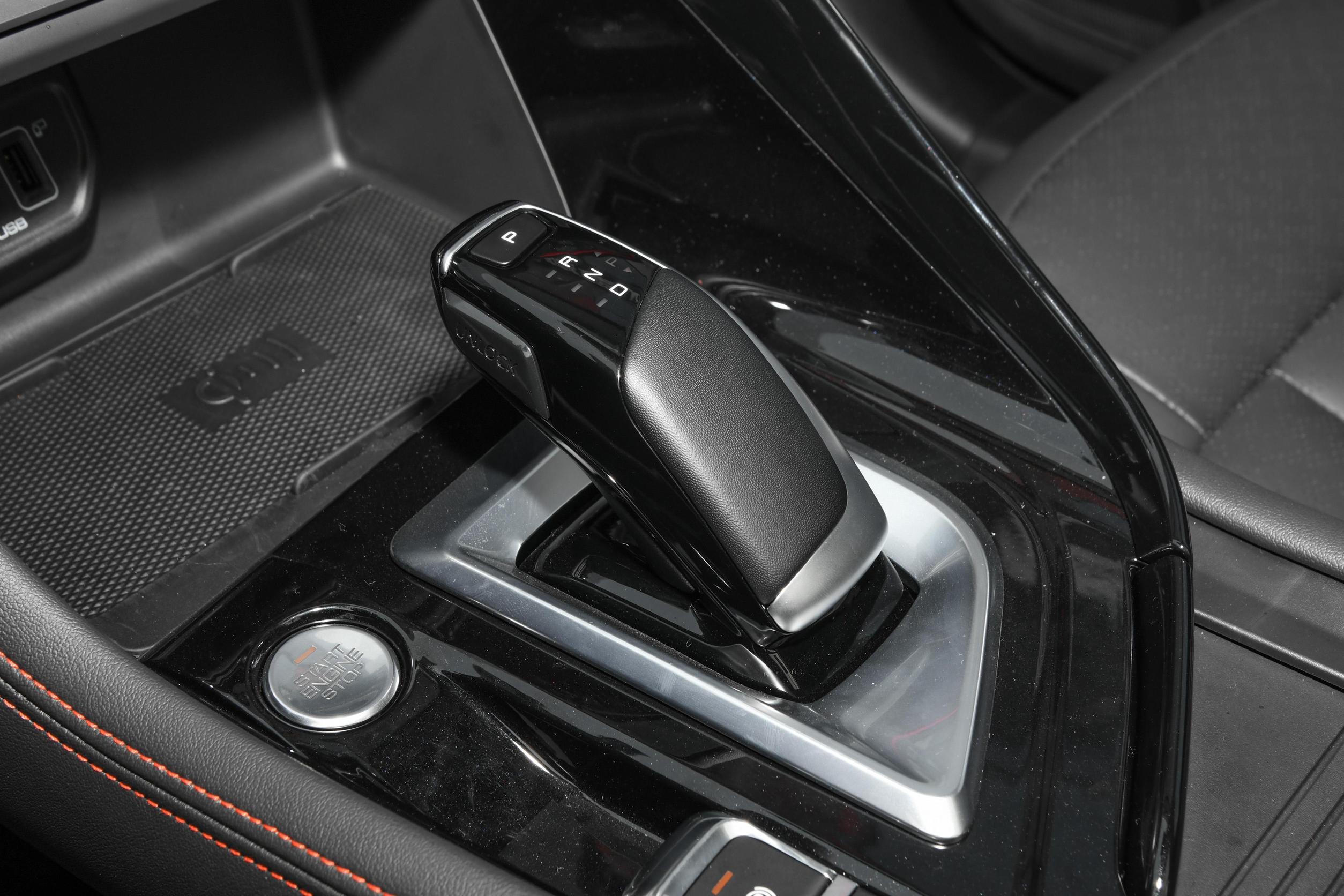 东风风神AX7 2022款 马赫版 1.5T DCT DF51图片_东风风神_12/23张图片_汽车内饰图库_懂车帝