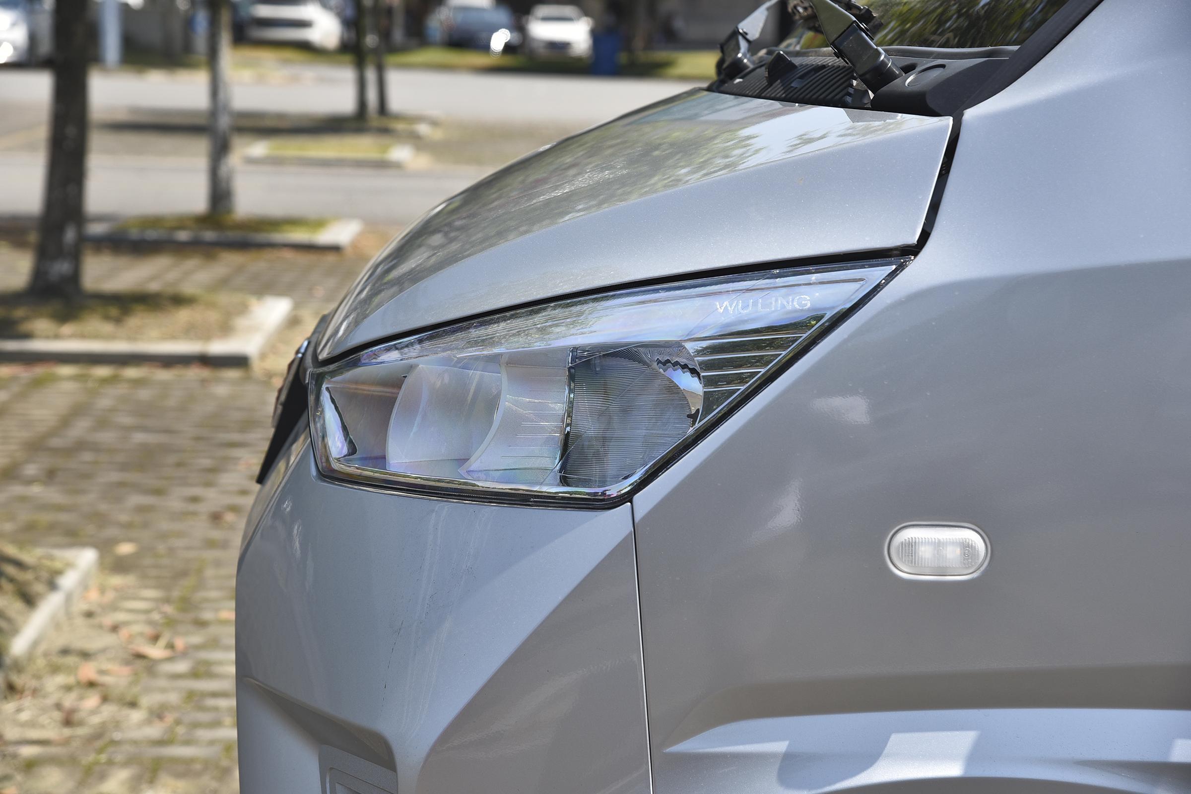 五菱EV50 2021款 厢式物流车慧视通鹏辉43.2kWh汇川2代电控图片_五菱汽车_35/45张图片_汽车外观图库_懂车帝