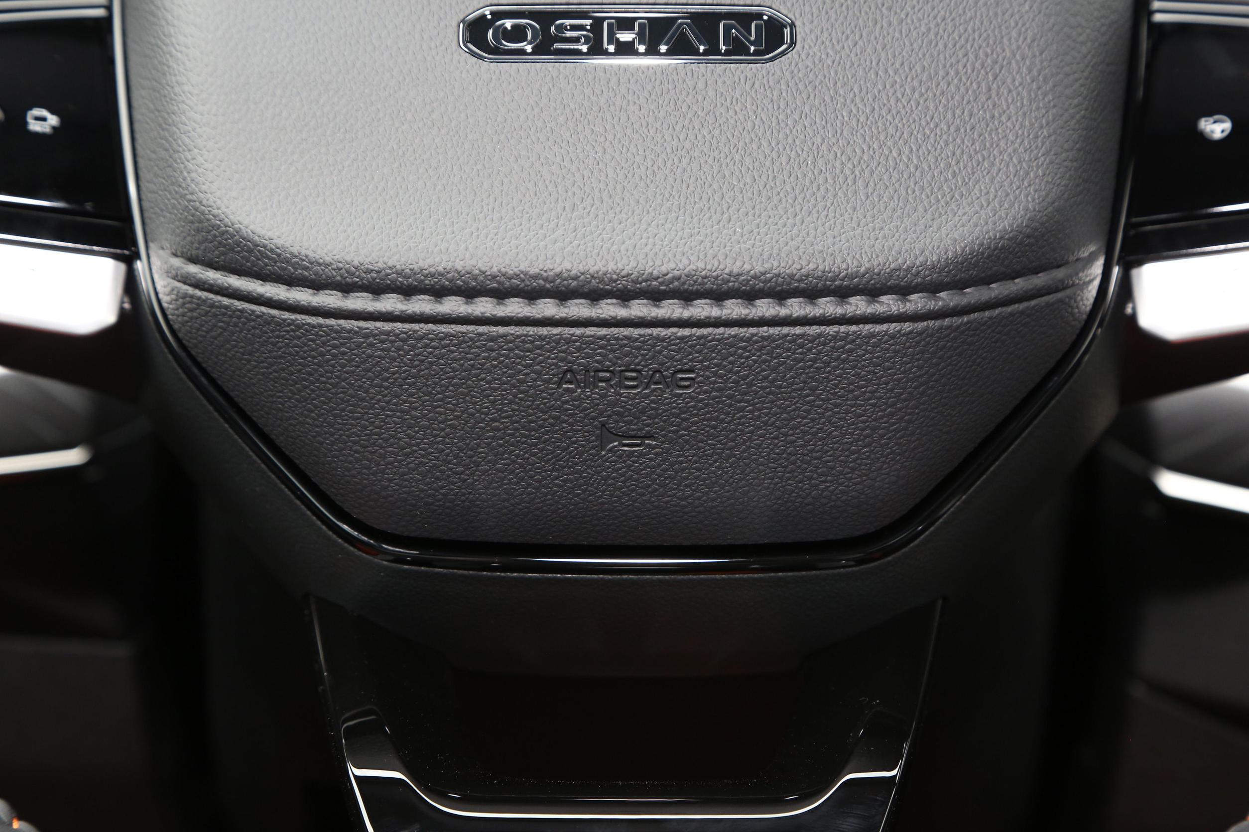 长安欧尚Z6 iDD新能源 2023款 智电iDD 150KM旗舰PLUS智慧泊车版图片_长安欧尚_4/70张图片_汽车内饰图库_懂车帝