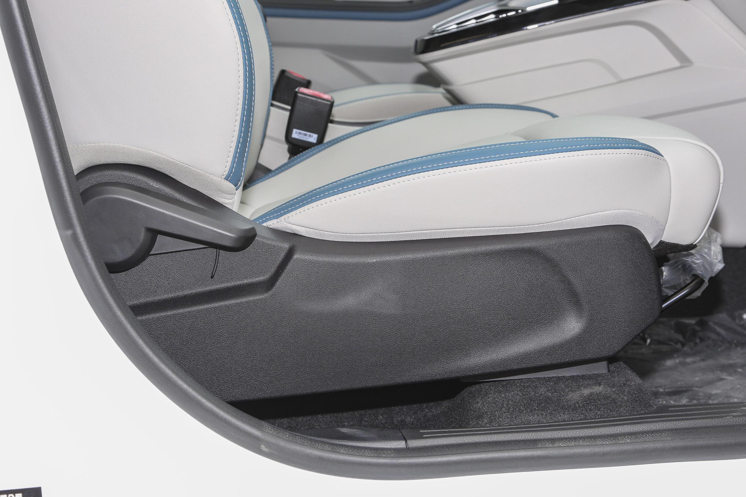 元Pro 2023款 320KM 豪华型图片_比亚迪_4/61张图片_汽车空间图库_懂车帝