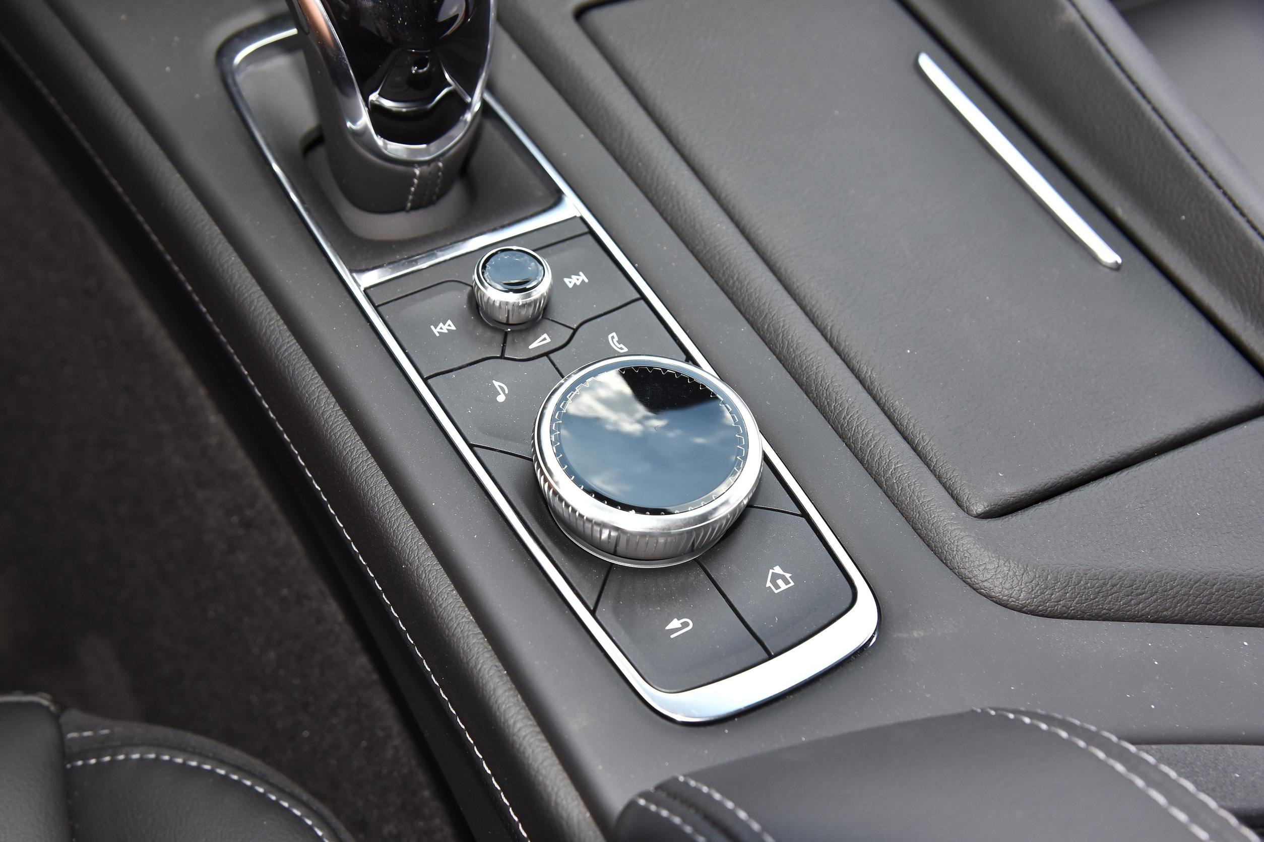 凯迪拉克CT5 2023款 28T 风尚型图片_凯迪拉克_4/52张图片_汽车内饰图库_懂车帝