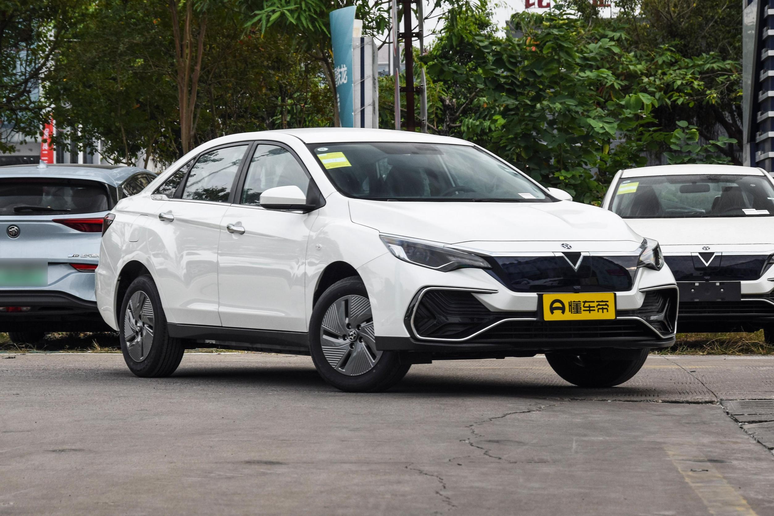 启辰D60 EV 2022款 PLUS RJ型舒适版图片_启辰_15/57张图片_汽车外观图库_懂车帝