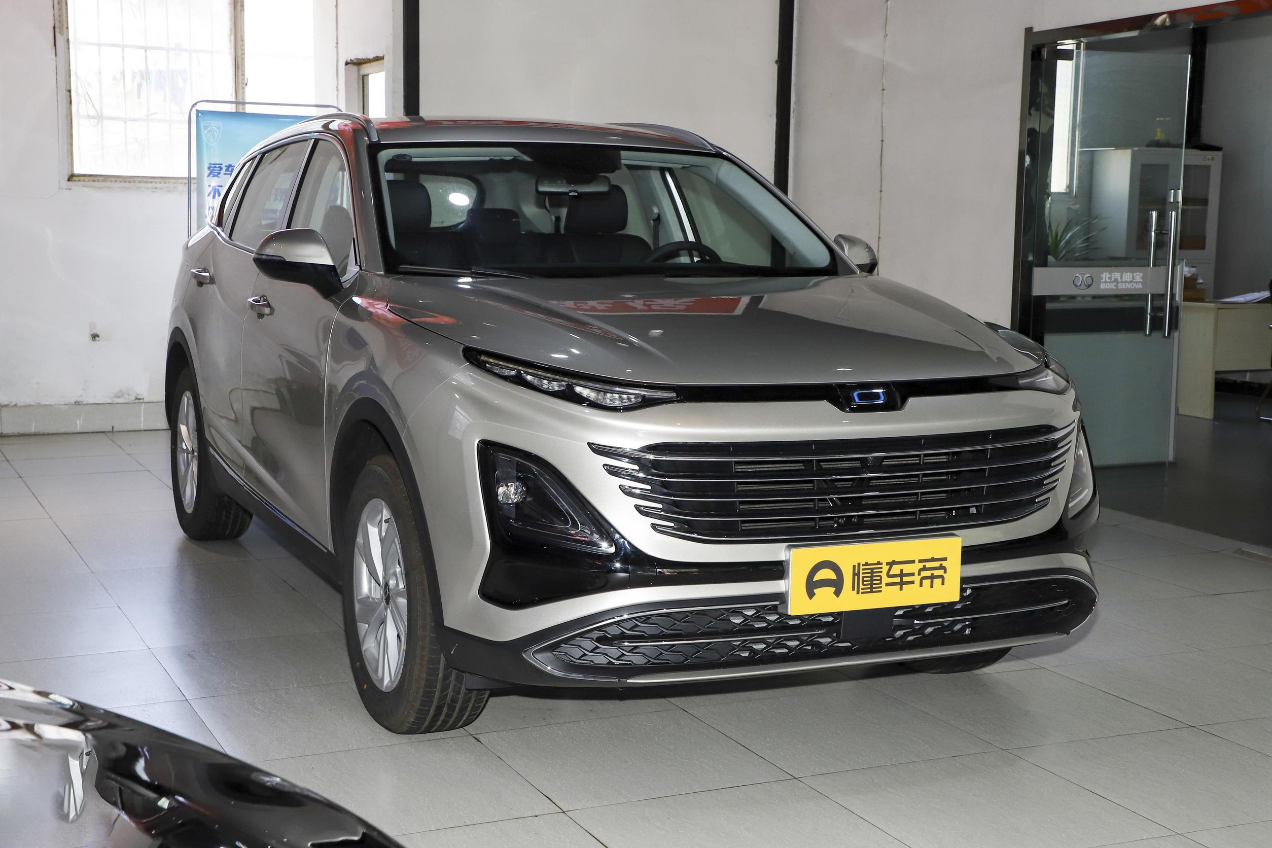 奔腾T90 2023款 1.5T 自动舒适型图片_奔腾_5/56张图片_汽车外观图库_懂车帝